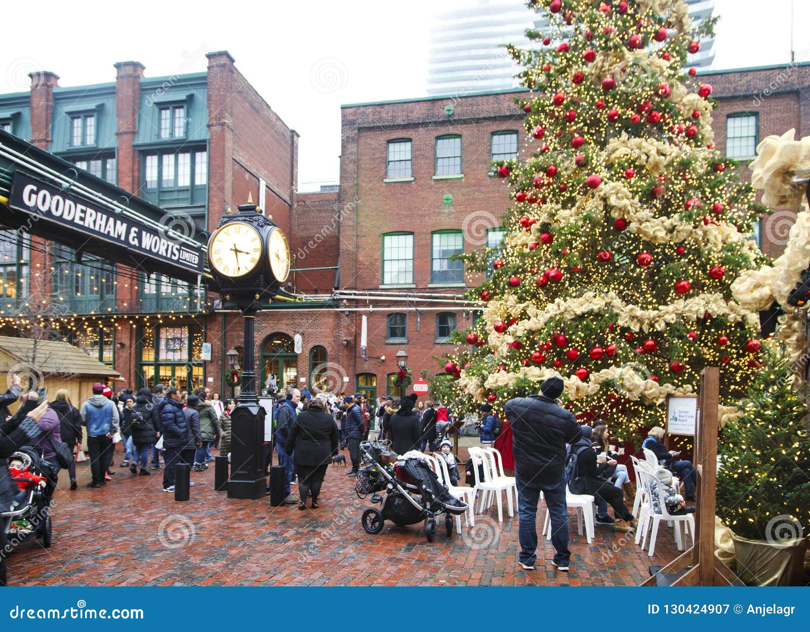 TORONTO, CANADA - NOVEMBER 18, 2017: People Visit Christmas Market in ...