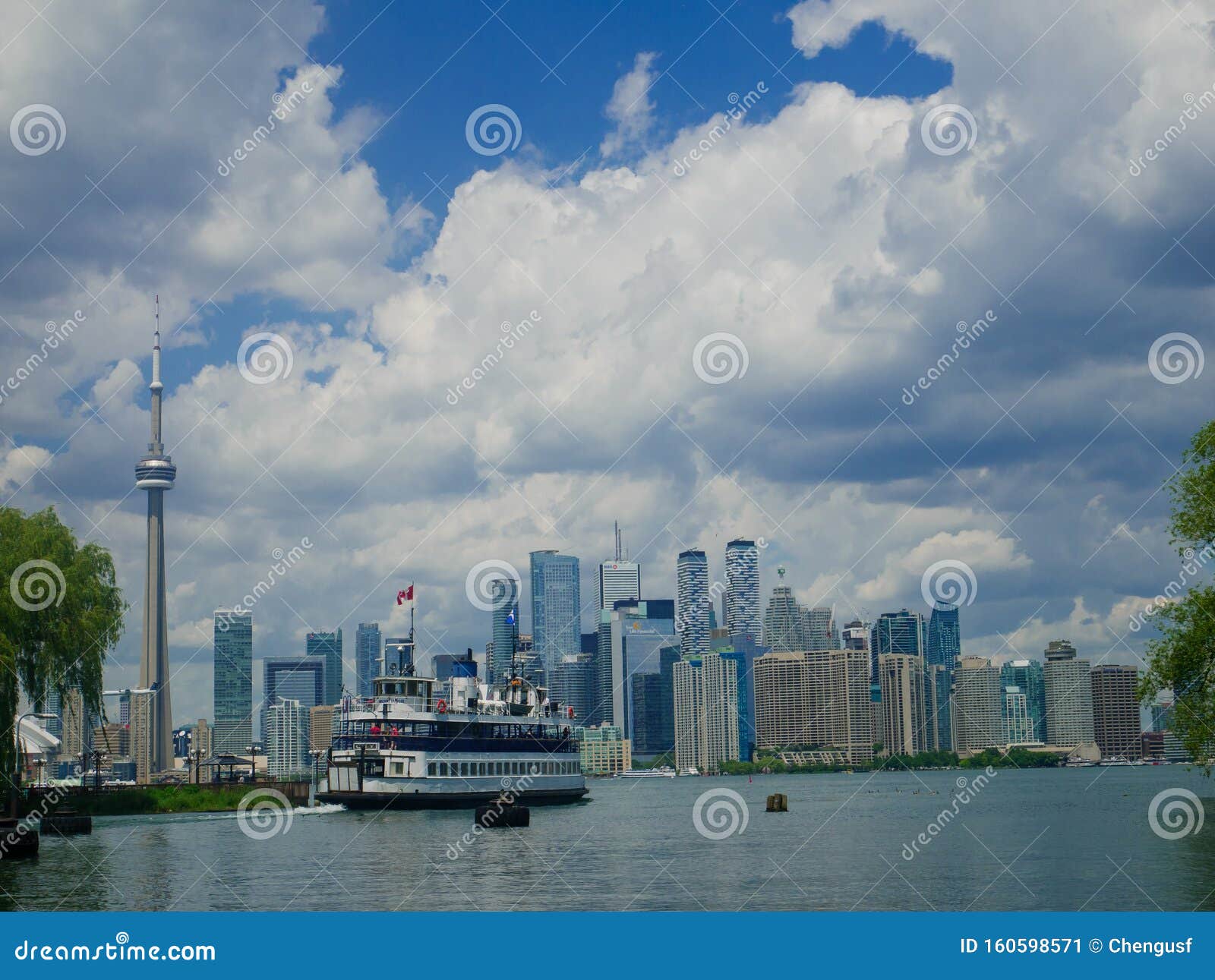 Toronto Centre Island Landscape Editorial Photo - Image of flooding ...