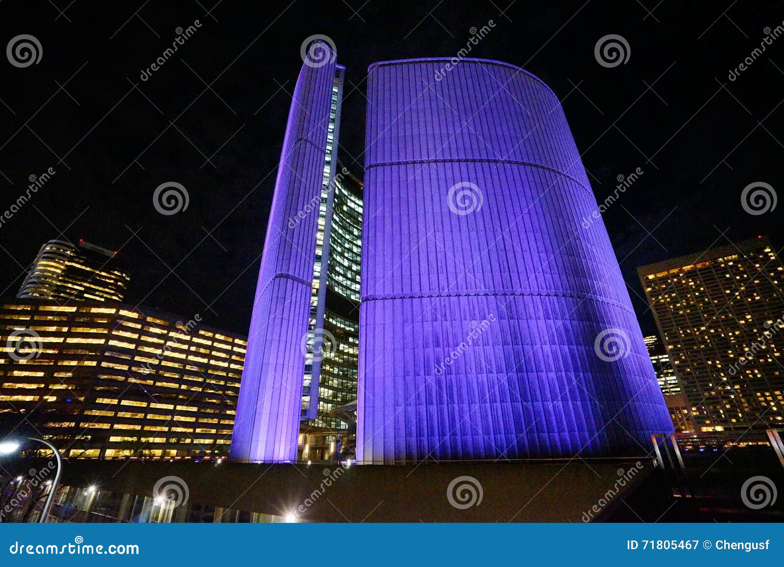 Toronto city hall editorial photography. Image of blue - 71805467