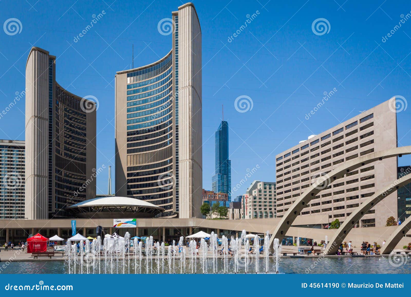 Toronto City Hall editorial image. Image of architecture - 45614190