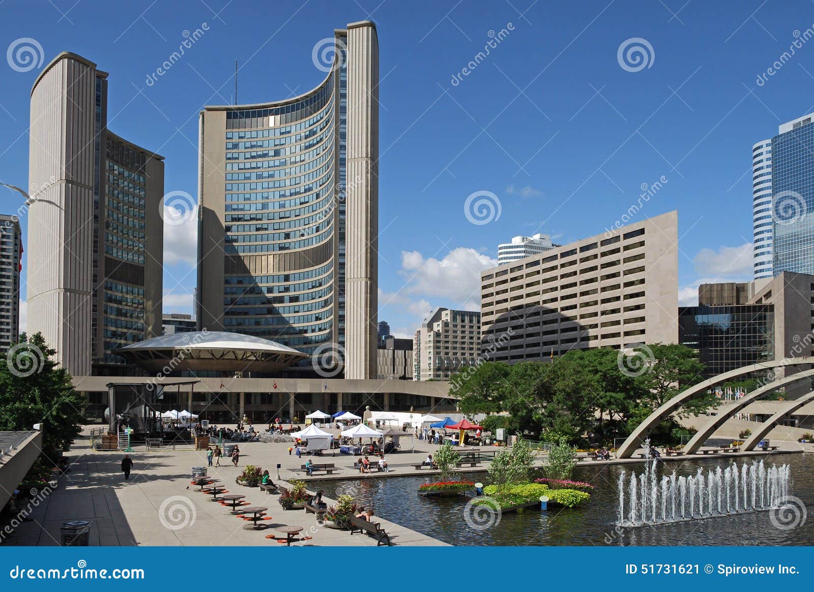Toronto City Hall editorial photo. Image of toronto, display - 51731621