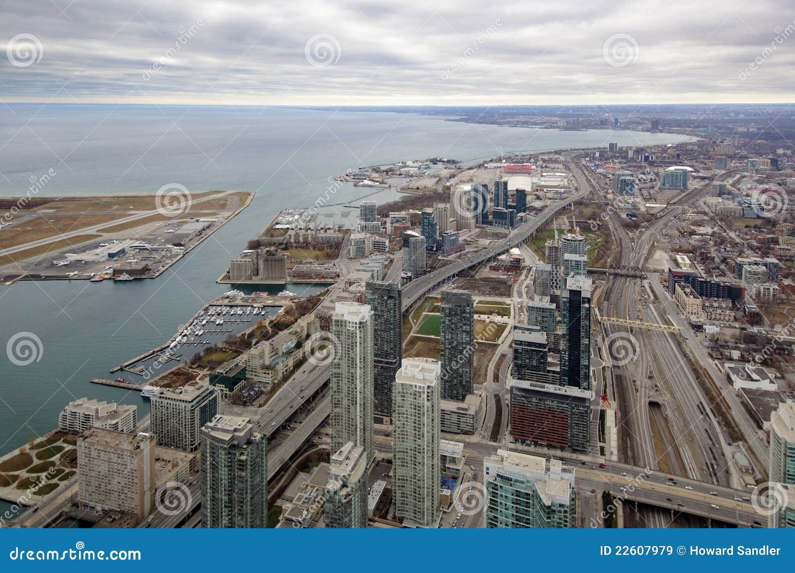 Toronto Harbour Aerial View West Editorial Stock Image - Image of ...