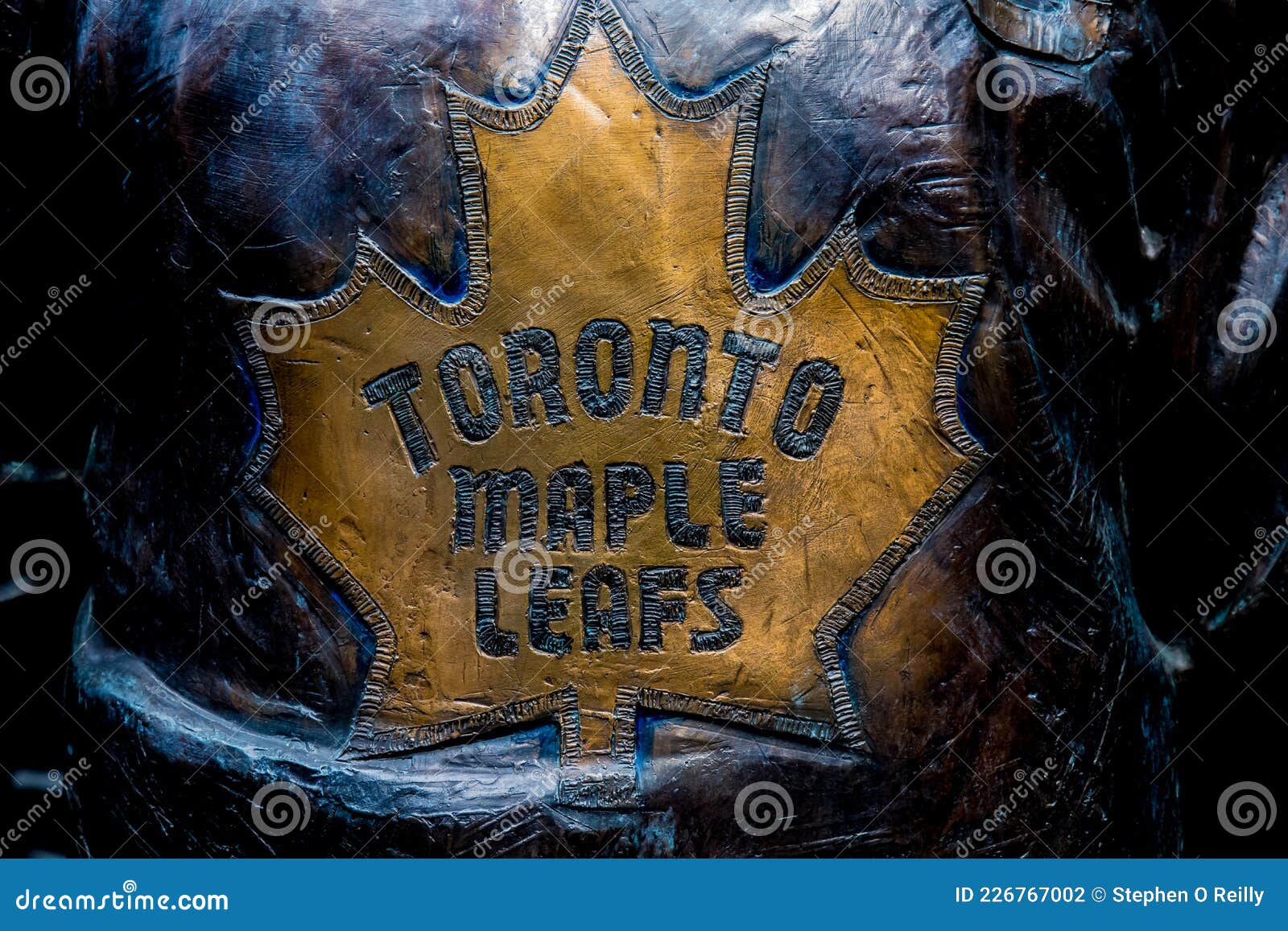 Toronto Maple Leaves Bronze Crest Editorial Photography - Image of ...