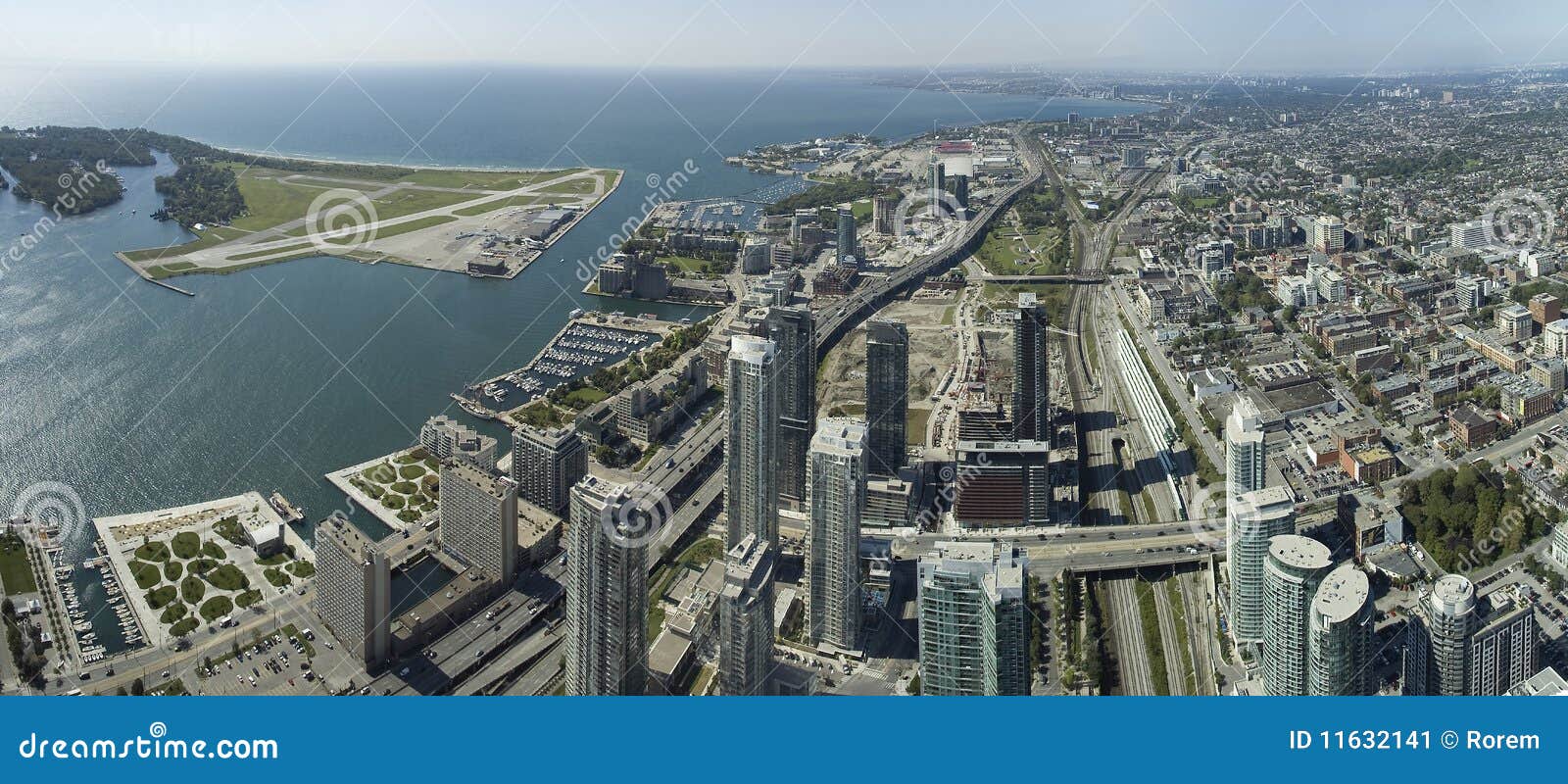 Toronto panorama stock image. Image of observatory, toronto - 11632141
