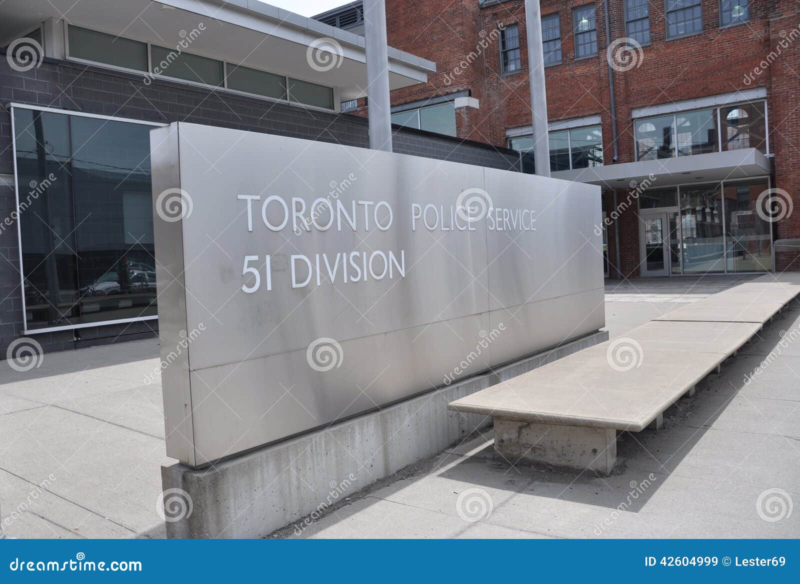 Toronto Police Service editorial stock image. Image of entrance - 42604999