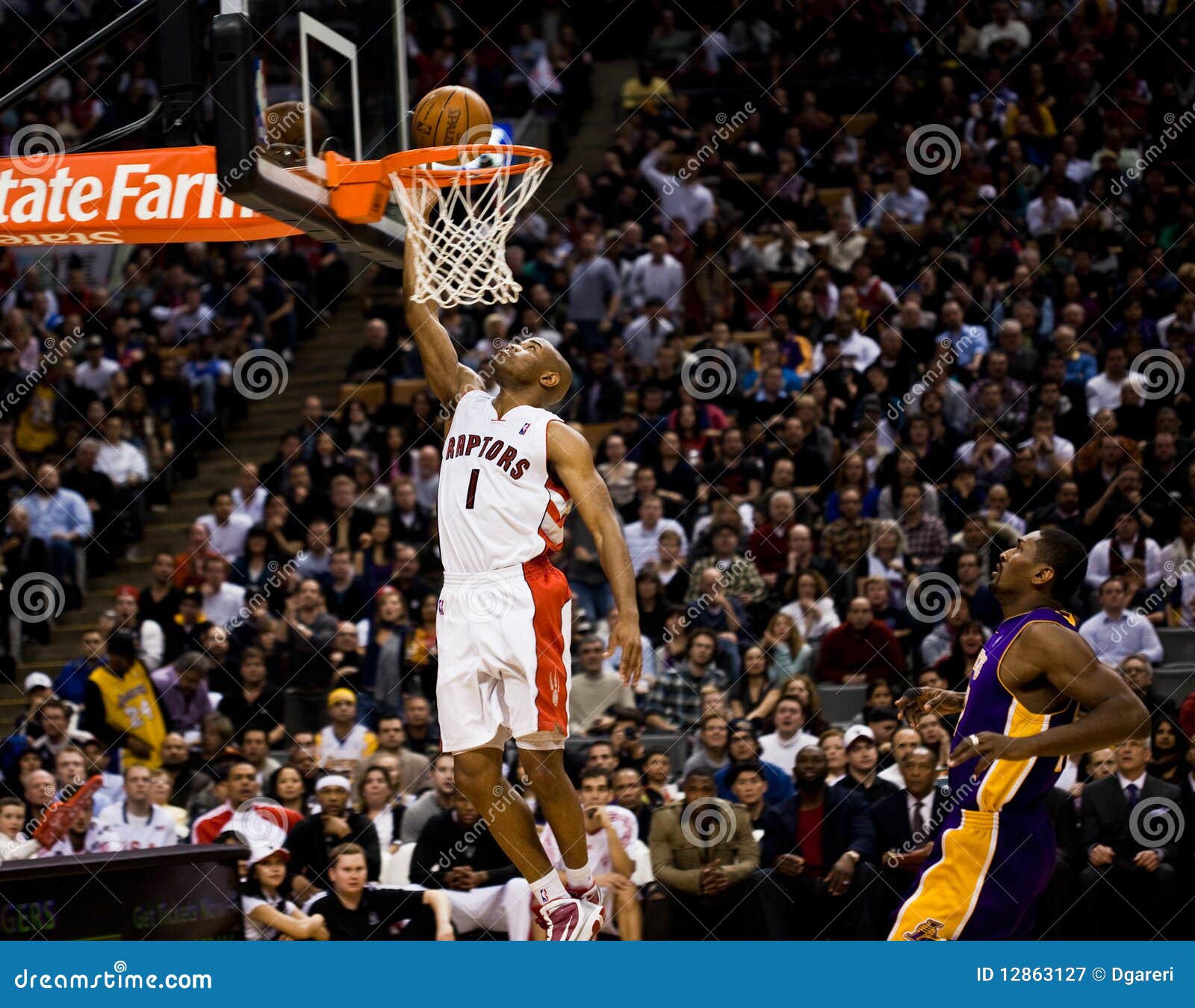 Toronto Rapters Vs. Los Angeles Lakers Editorial Photography - Image of ...