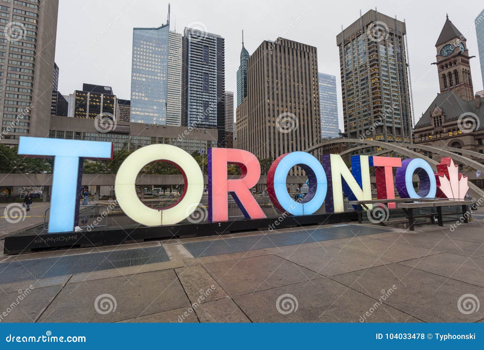 Toronto Sing Illuminated at Dusk Editorial Stock Photo - Image of sign ...