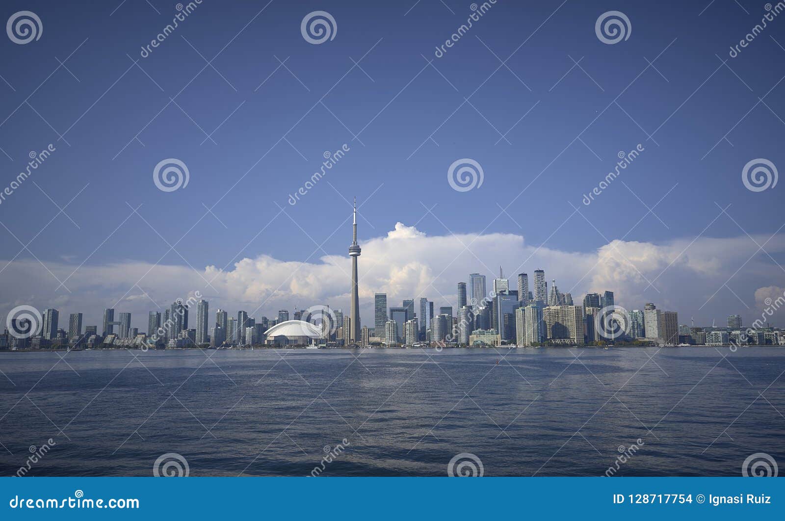 Toronto Skyline in a Sunny Day Editorial Stock Image - Image of canada ...