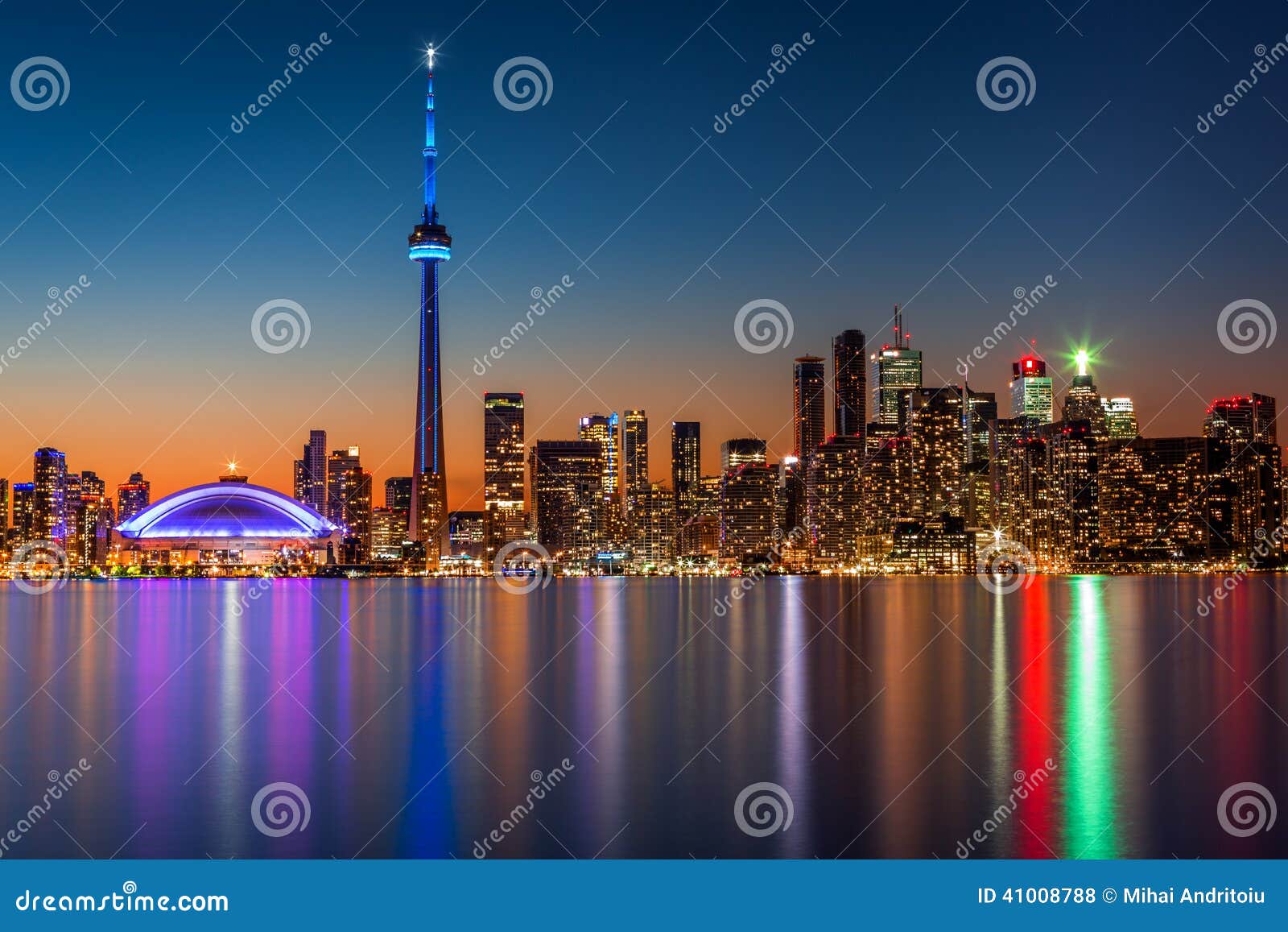 Toronto skyline at dusk stock photo. Image of scene, evening - 41008788