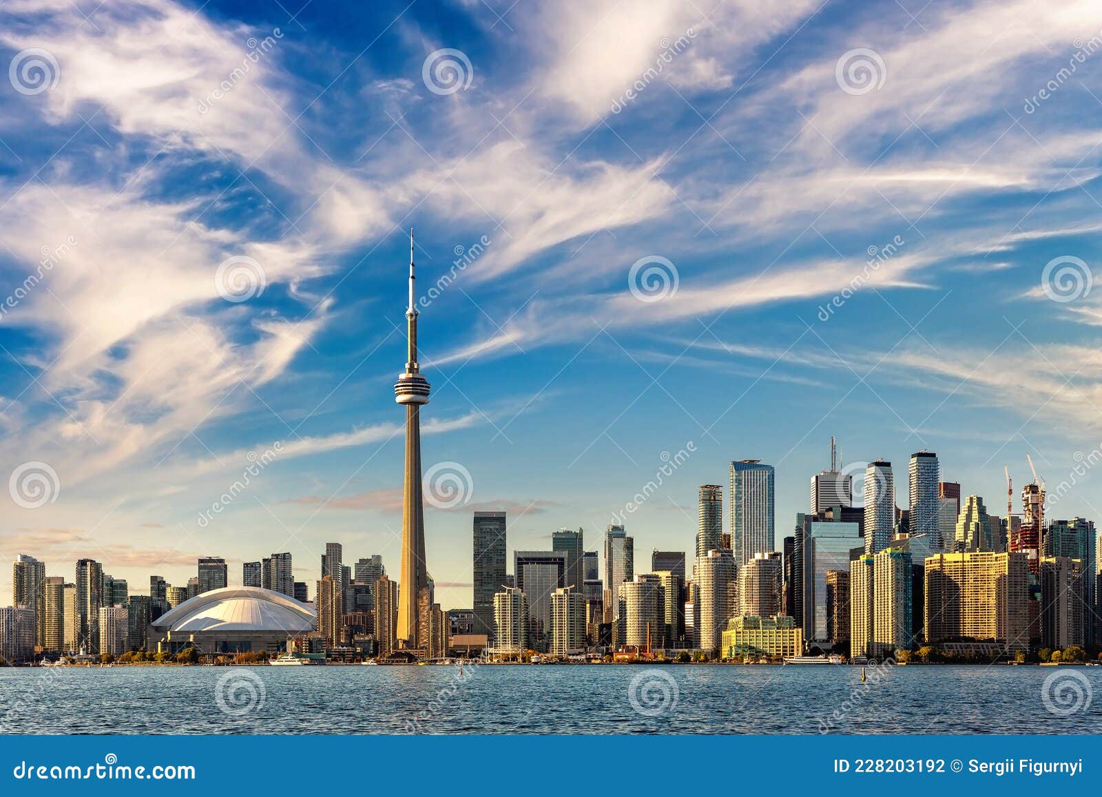 Toronto Skyline in a Sunny Day Editorial Photography - Image of famous ...