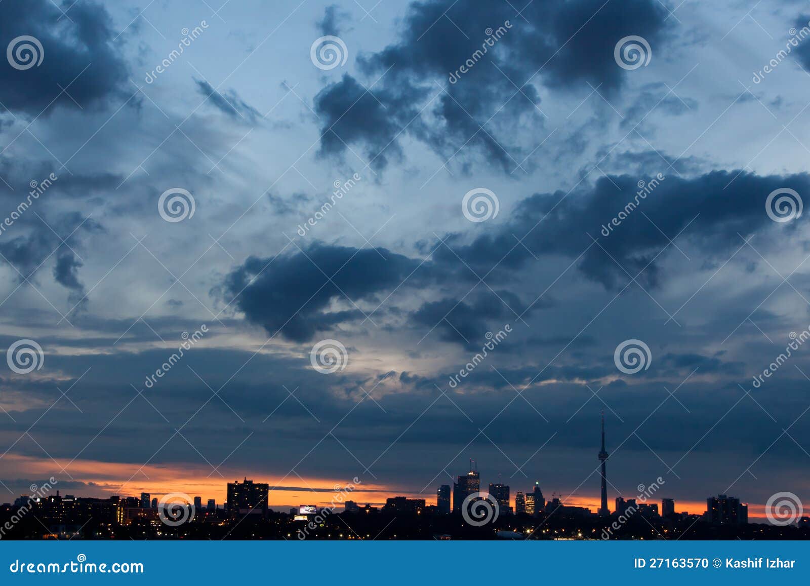 Toronto Skyline at Sunrise stock photo. Image of morning - 27163570