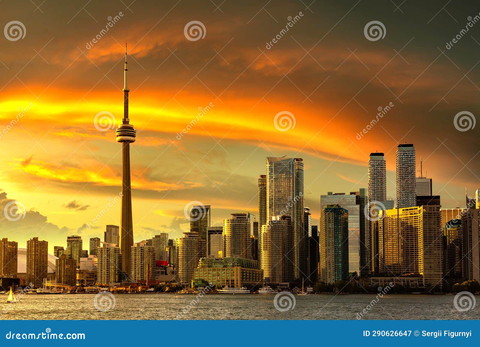 Toronto Skyline at Sunset, Canada Stock Image - Image of sunlight ...