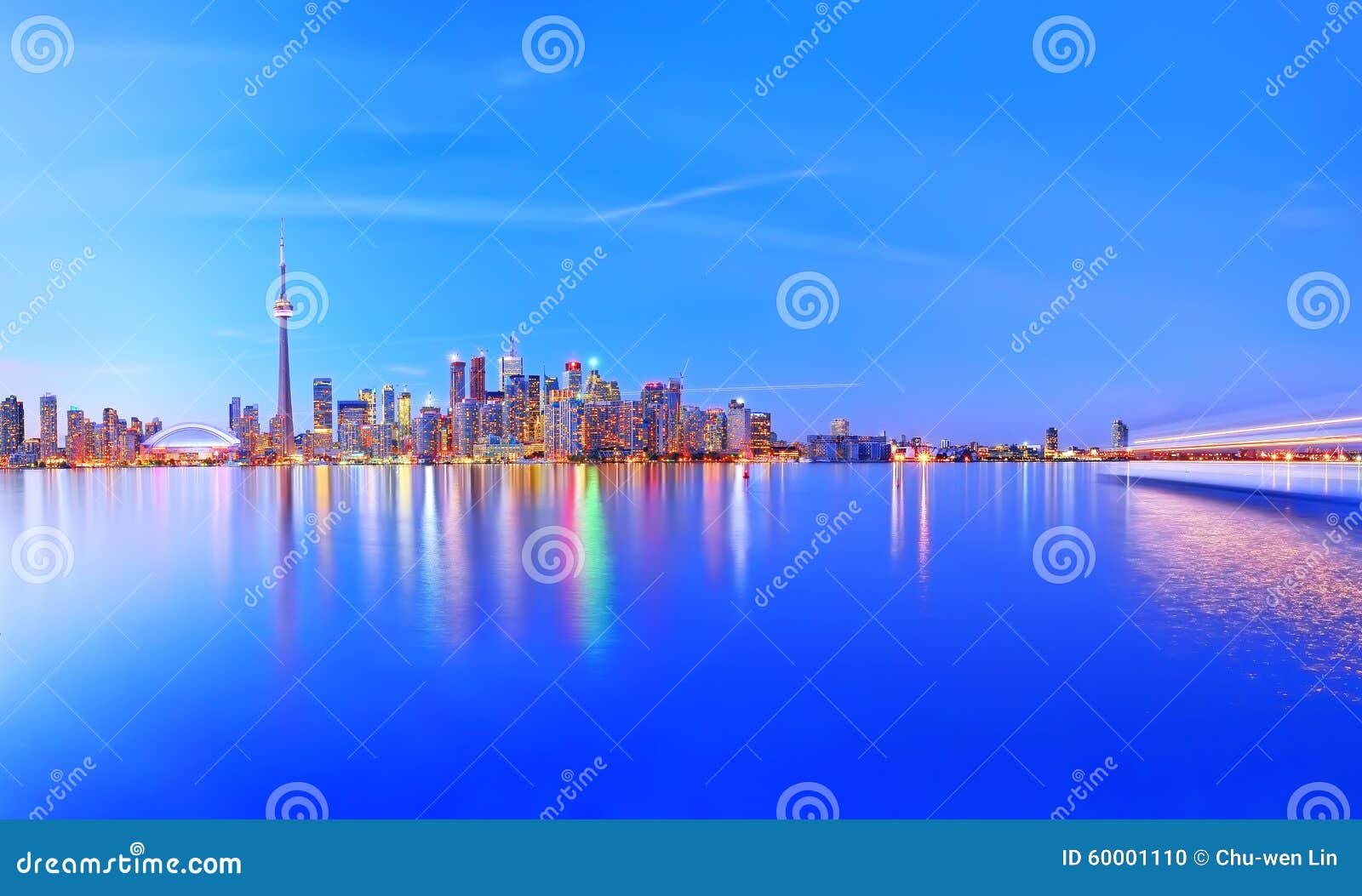 Toronto Skyline at Twilight Stock Photo - Image of famous, blue: 60001110