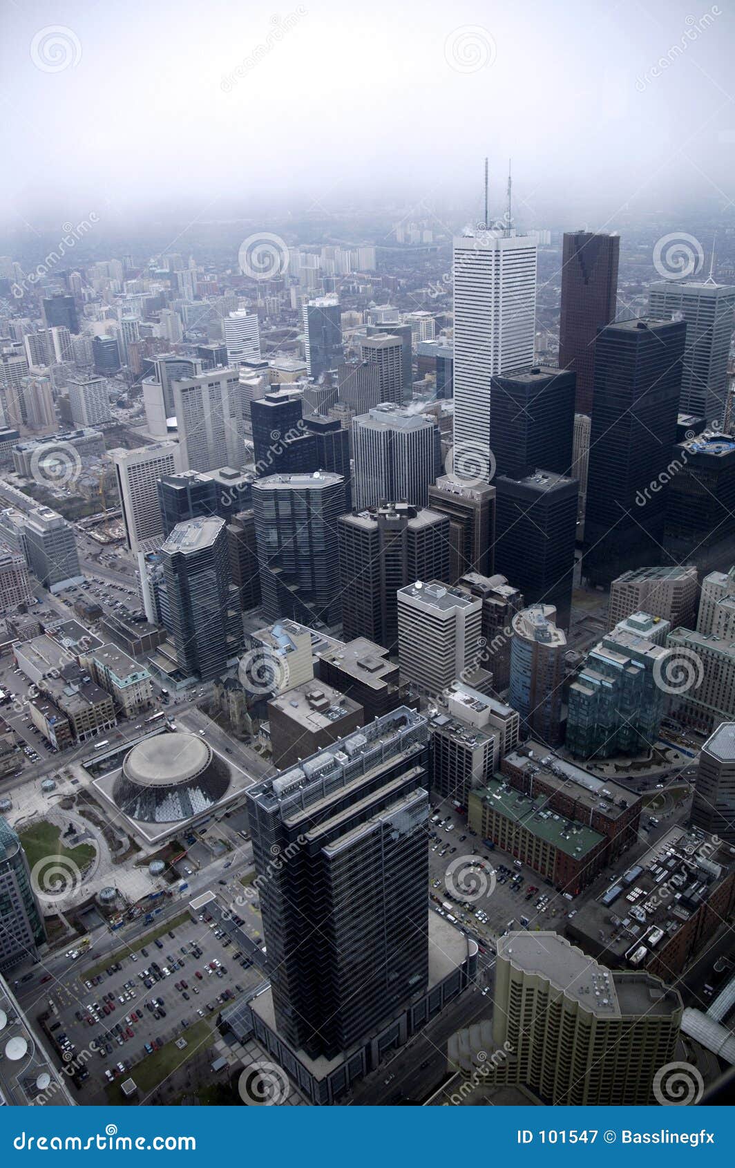 Toronto Vertical View Royalty-Free Stock Photo | CartoonDealer.com #101547