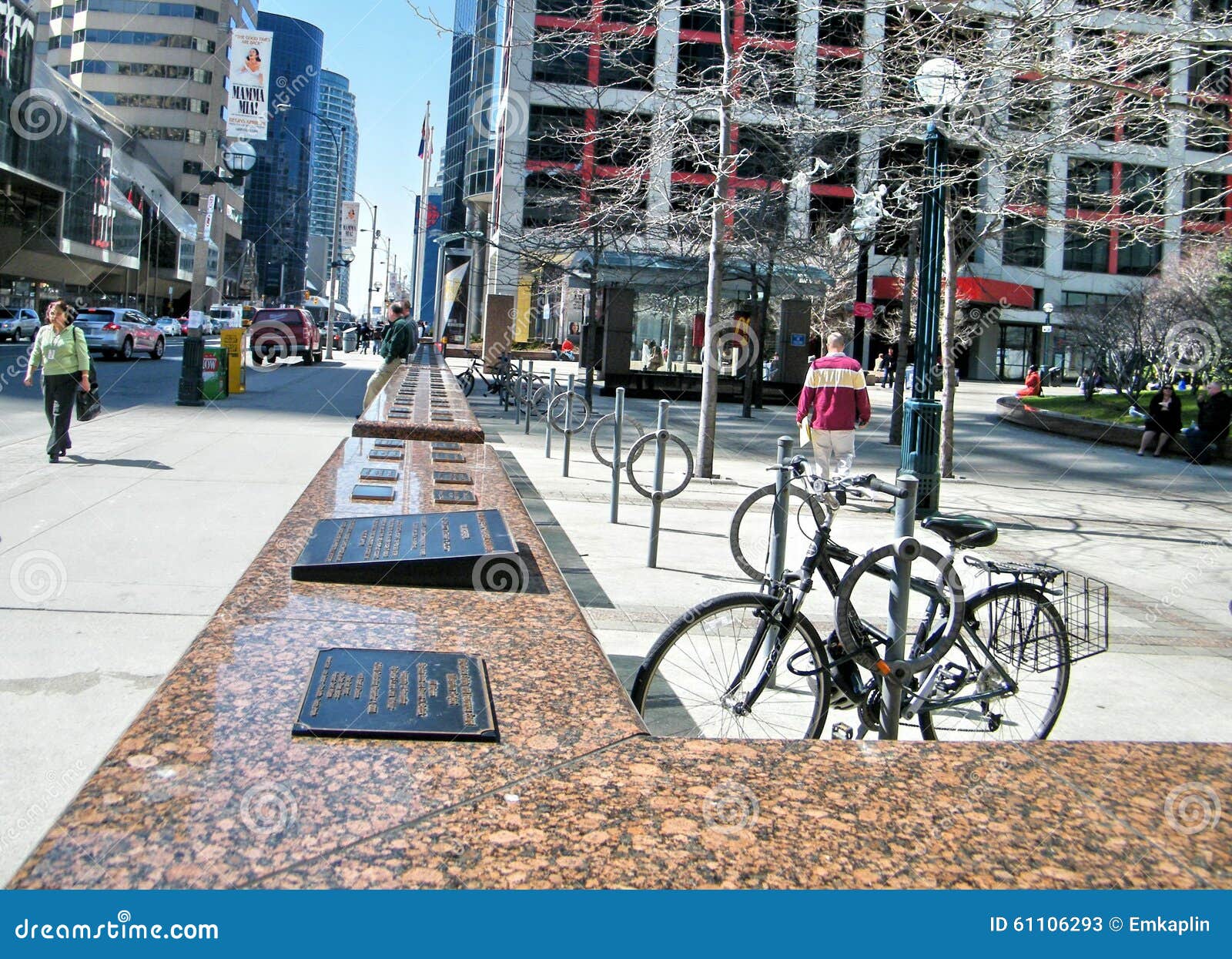 Toronto 100 Workers Monument 2010 Editorial Stock Photo - Image of ...