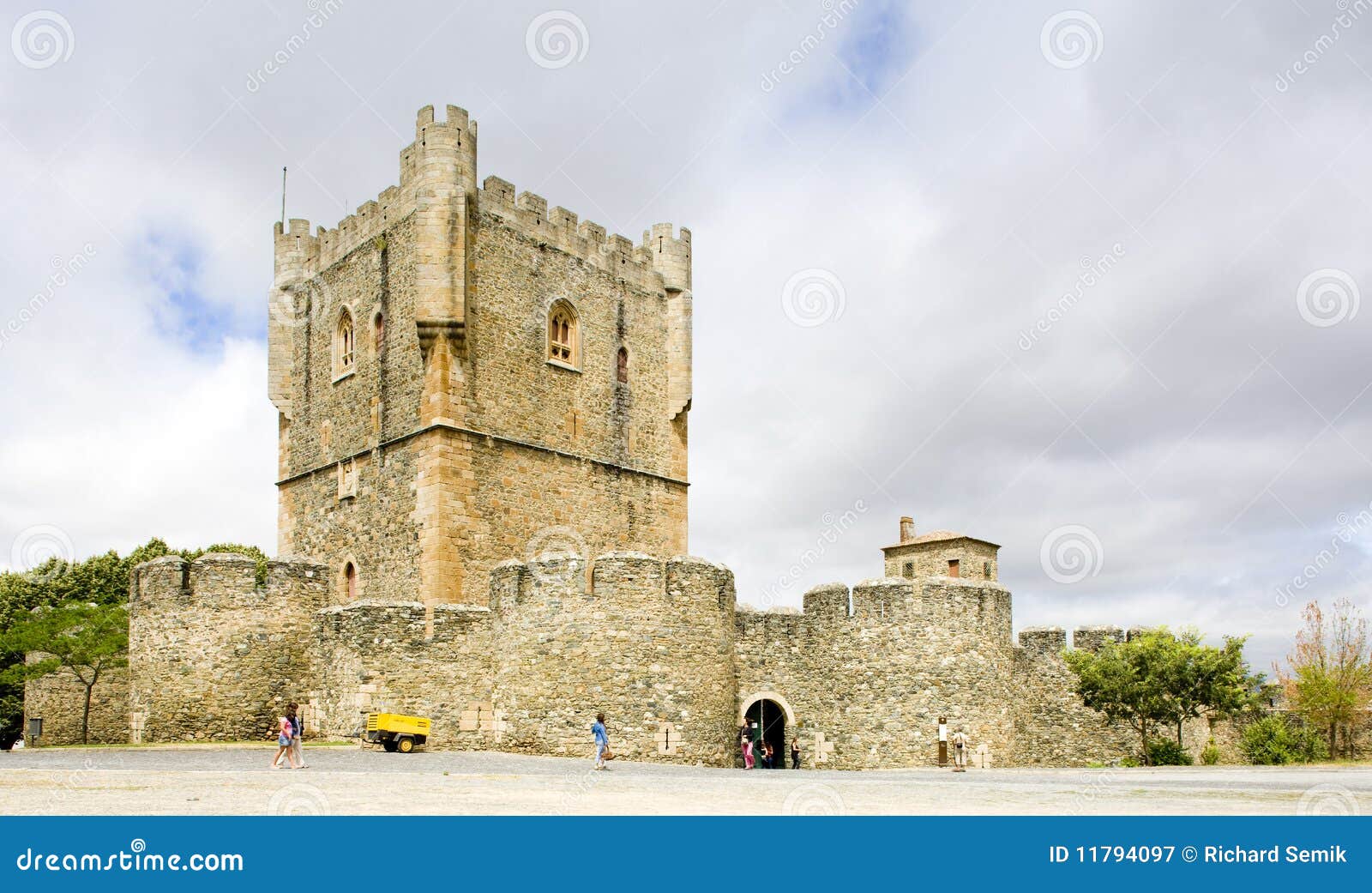 The Torre De Menagem Da Guarda At The Castelo Da Guarda Is A Great ...