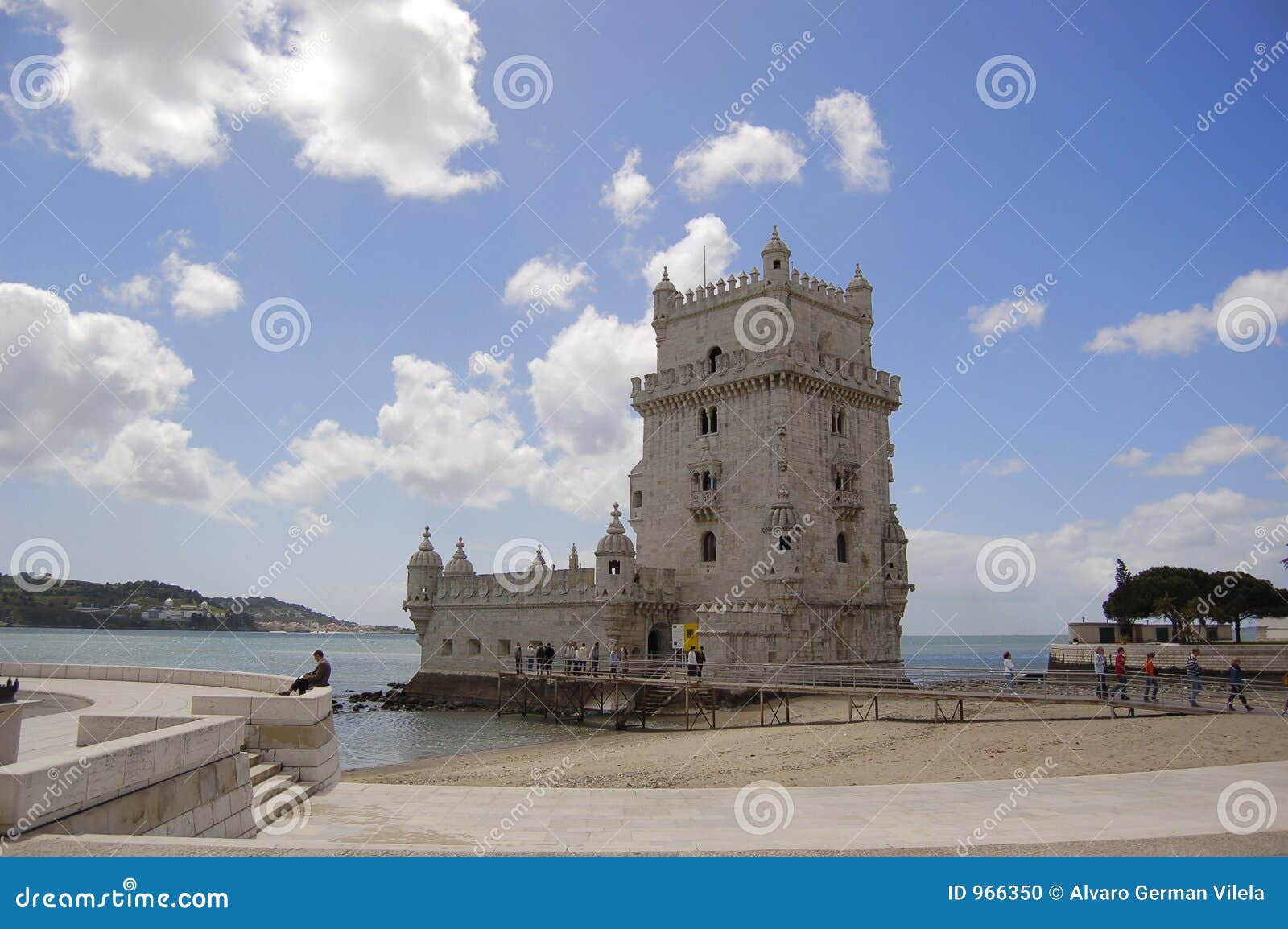 Torre de Belem foto de archivo. Imagen de portugal, castillo - 966350
