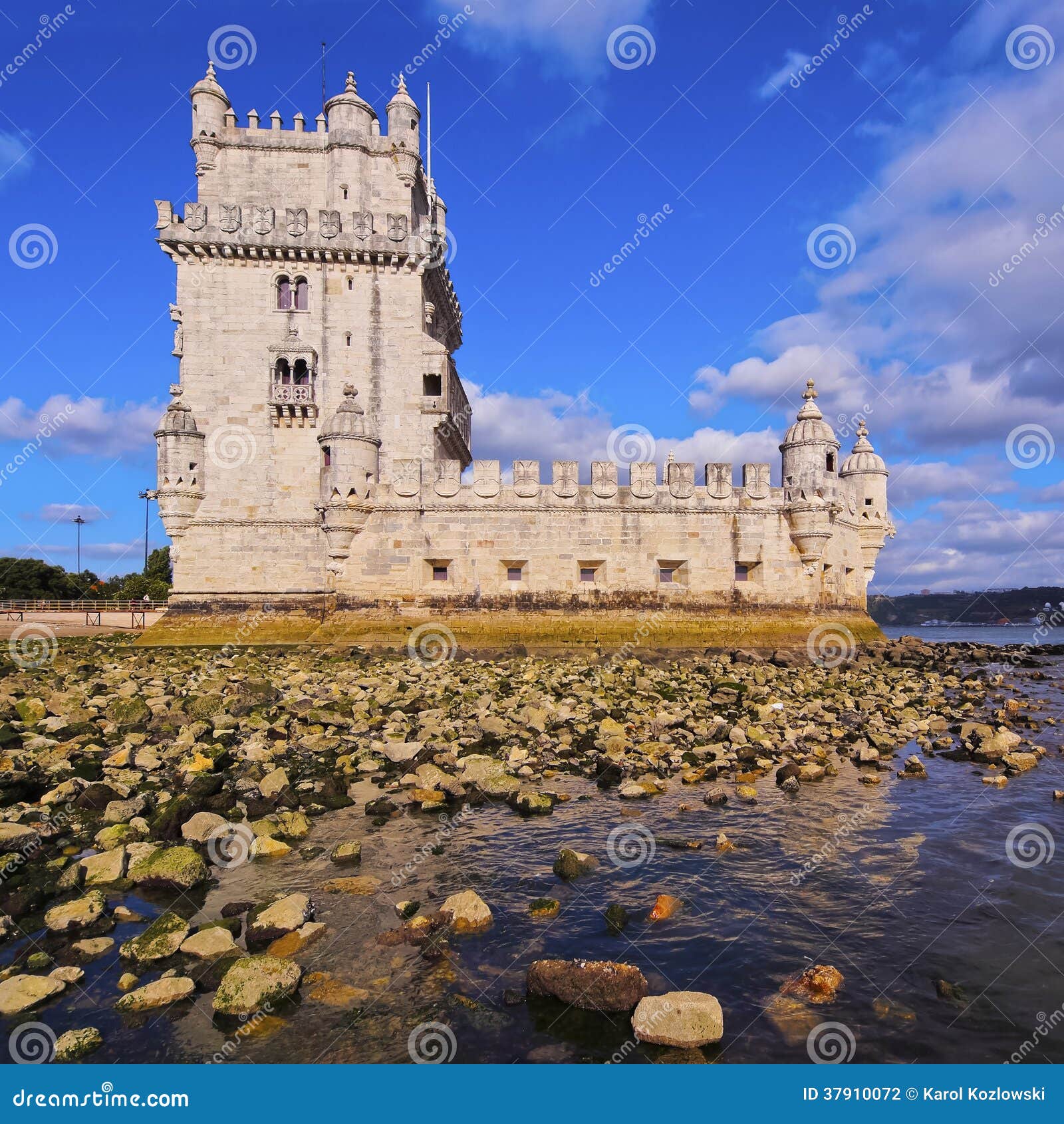 Torre de Belem en Lisboa foto de archivo. Imagen de fortalecimiento ...