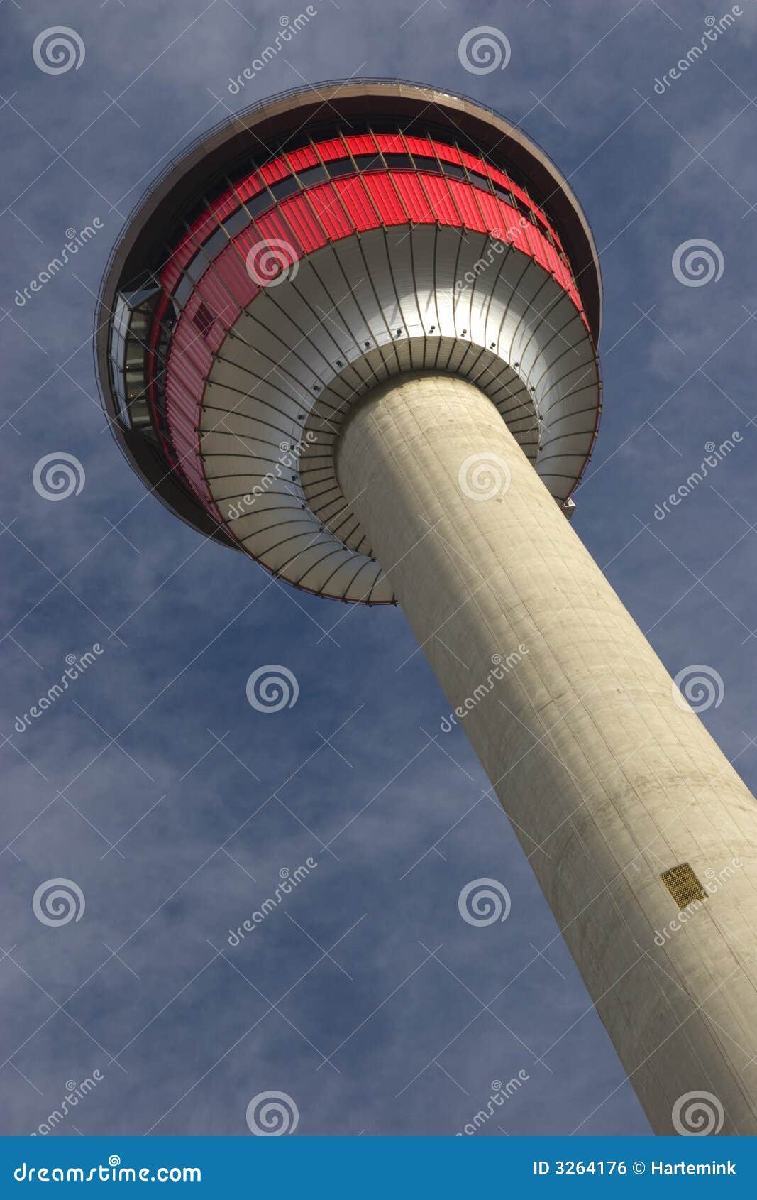 Torre de Calgary foto de archivo. Imagen de calgario, céntrico - 3264176