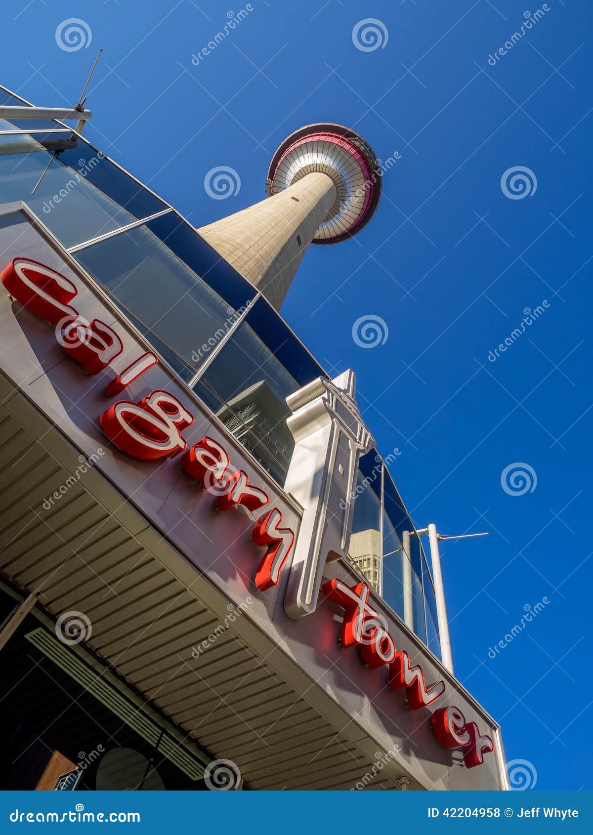 Torre de Calgary foto de archivo editorial. Imagen de districto - 42204958