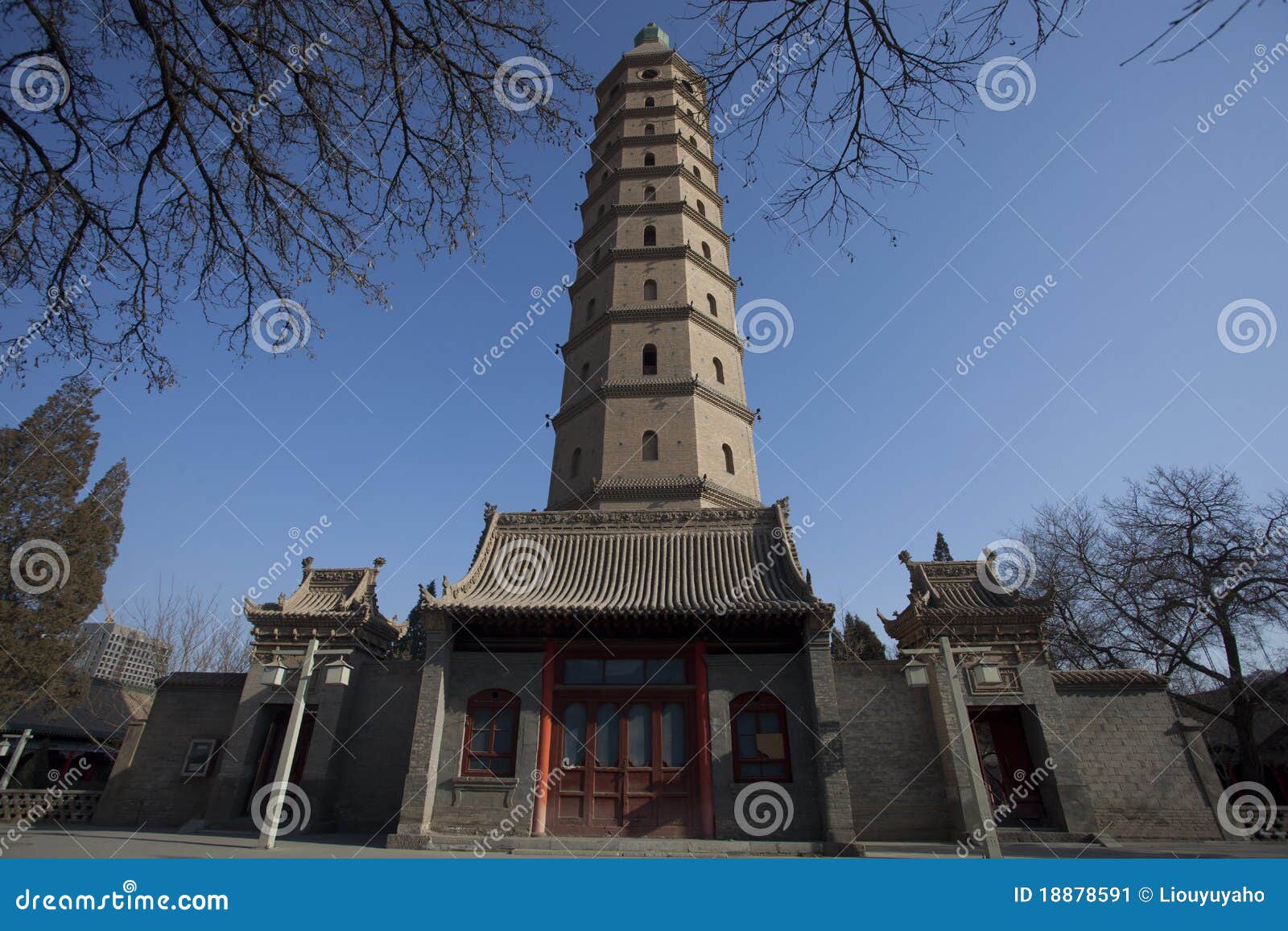 Torre de China imagen de archivo. Imagen de turismo, buda - 18878591