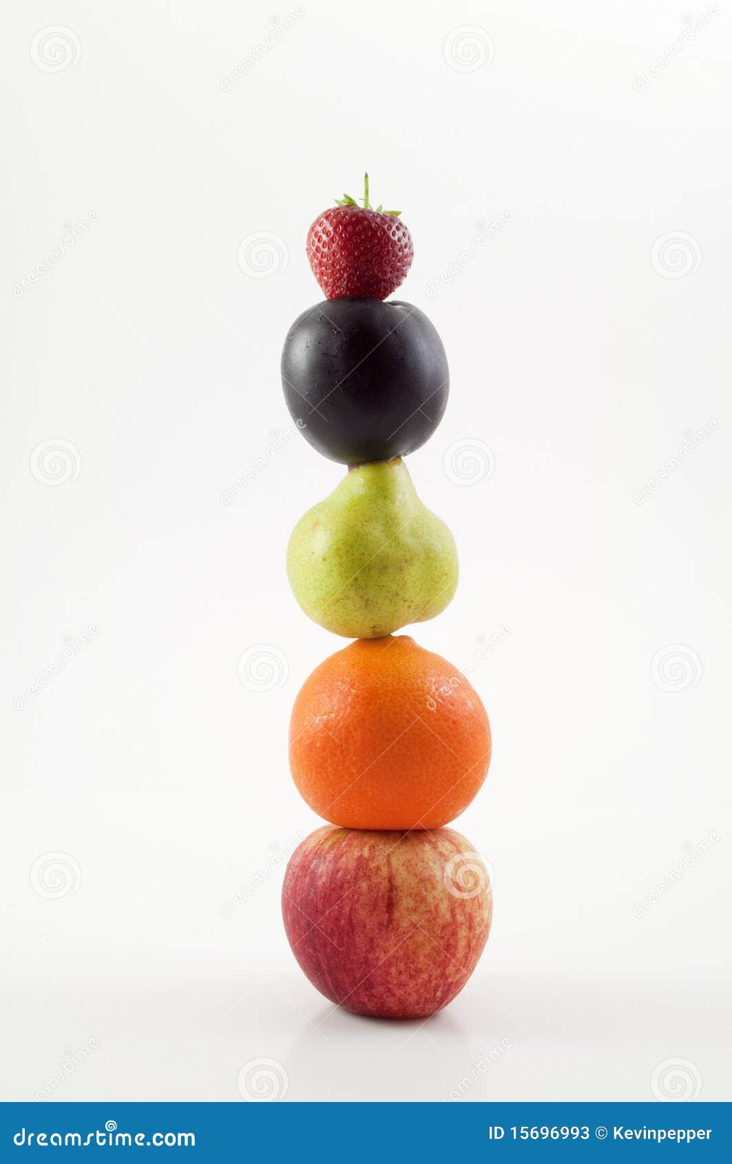 Torre de cinco frutas imagen de archivo. Imagen de color - 15696993