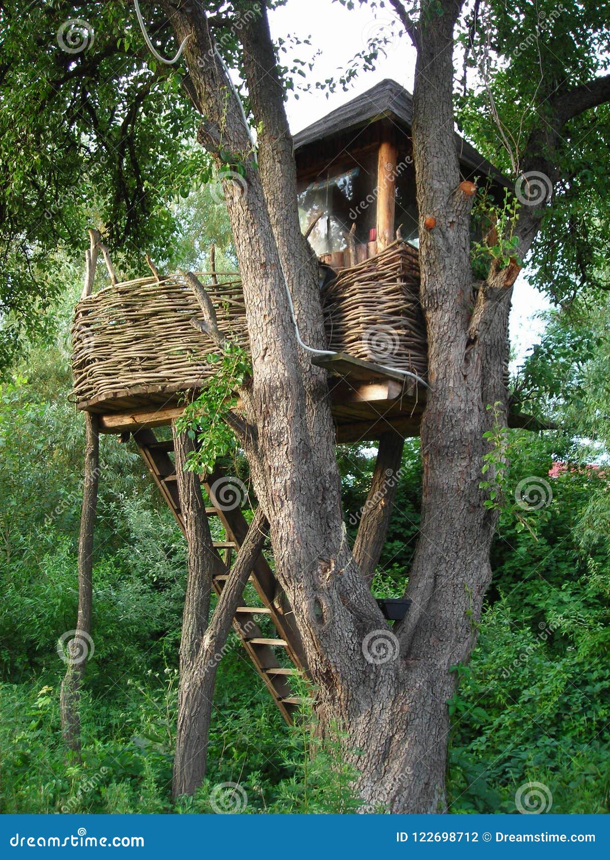 Torre De Vigia Dos Cossacos Ucranianos Foto de Stock - Imagem de épocas ... Torre De Vigia Dos Cossacos Ucranianos Foto de Stock - Imagem de épocas ...