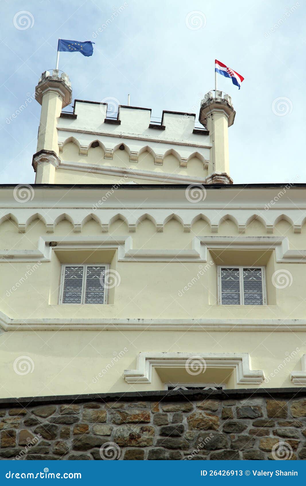 Torre del castillo imagen de archivo. Imagen de estructura - 26426913