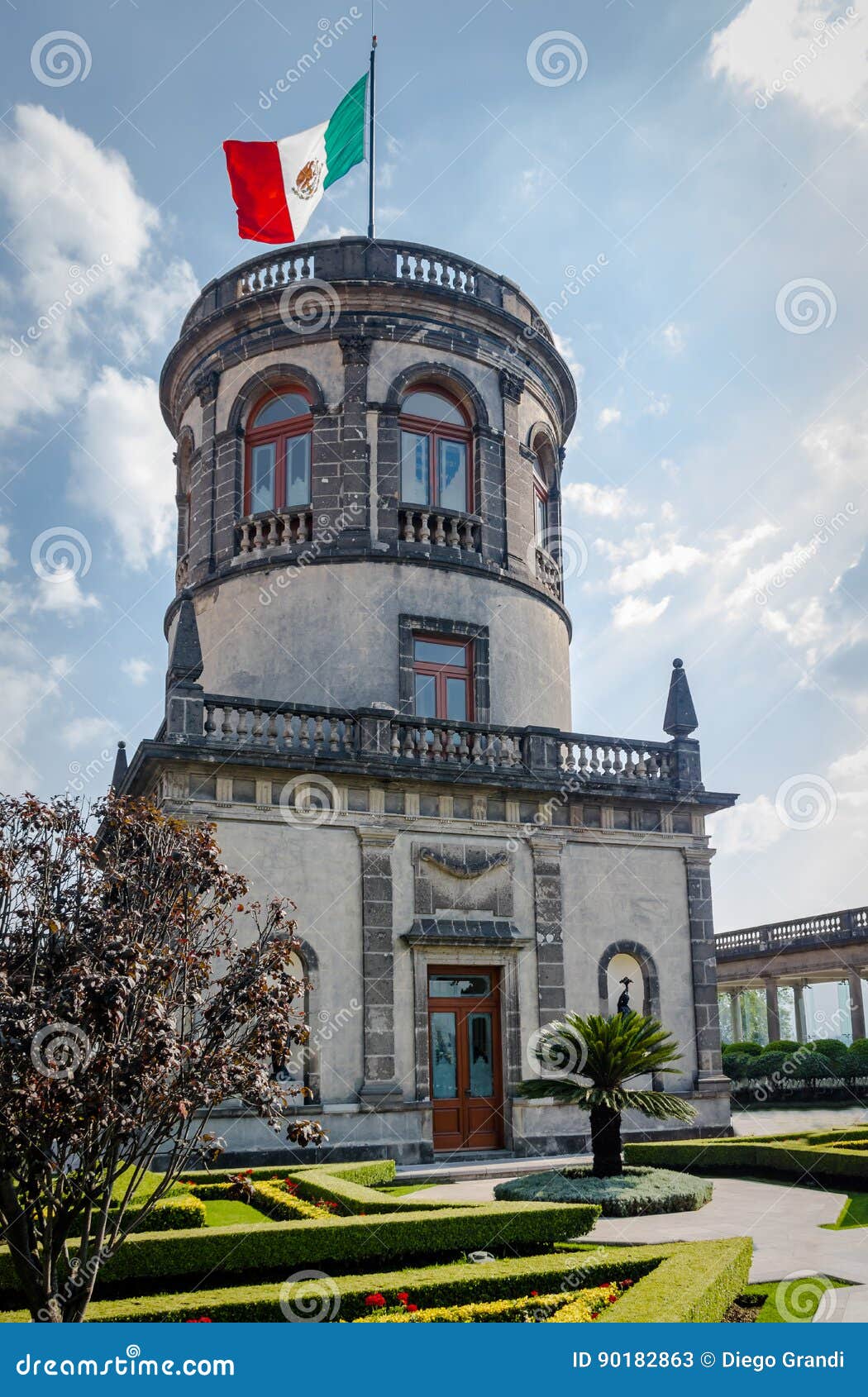 Torre Del Castillo De Chapultepec - Ciudad De México, México Imagen de archivo - Imagen de ...