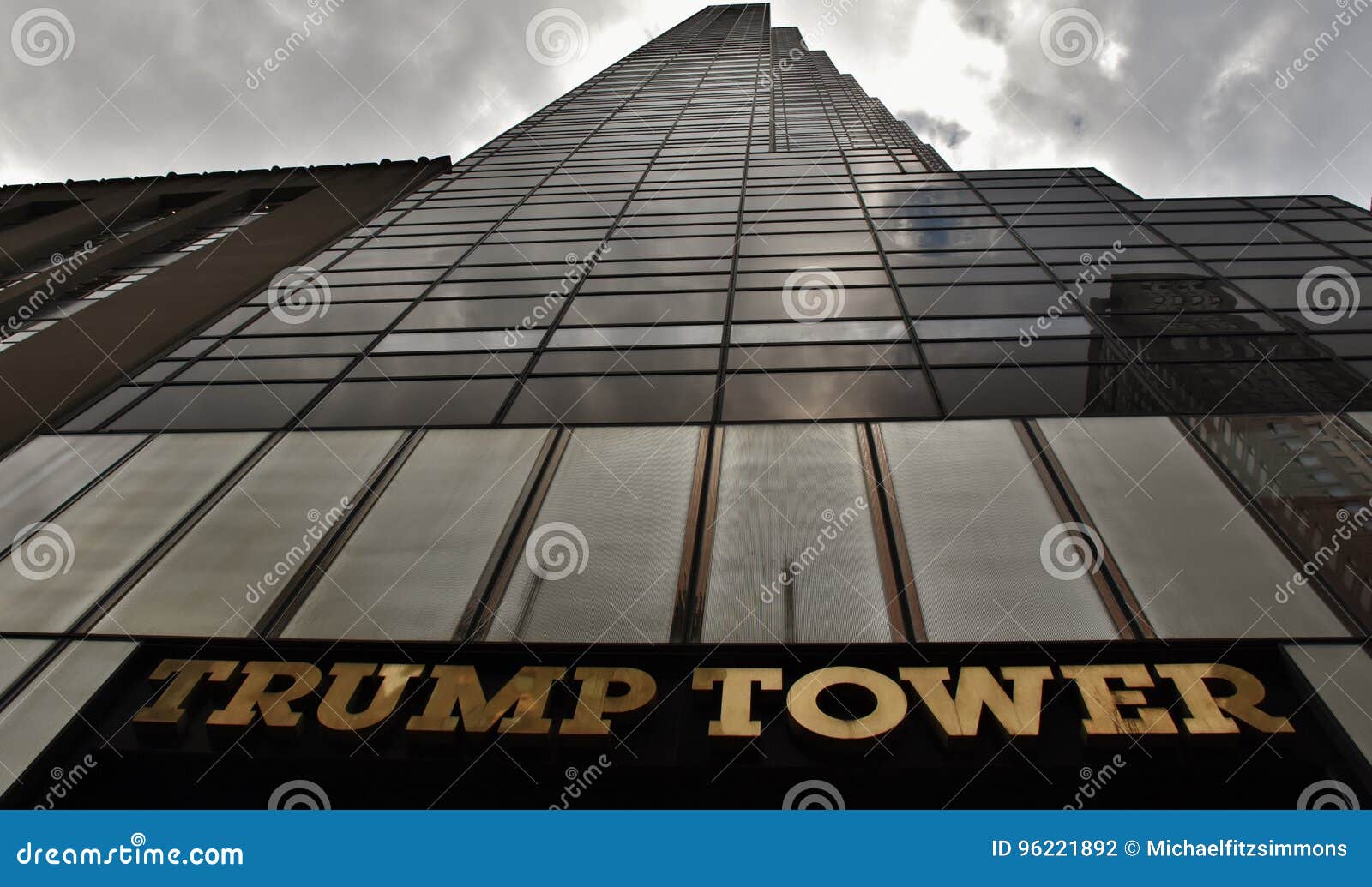 Torre di Trump in New York fotografia editoriale. Immagine di alto ...