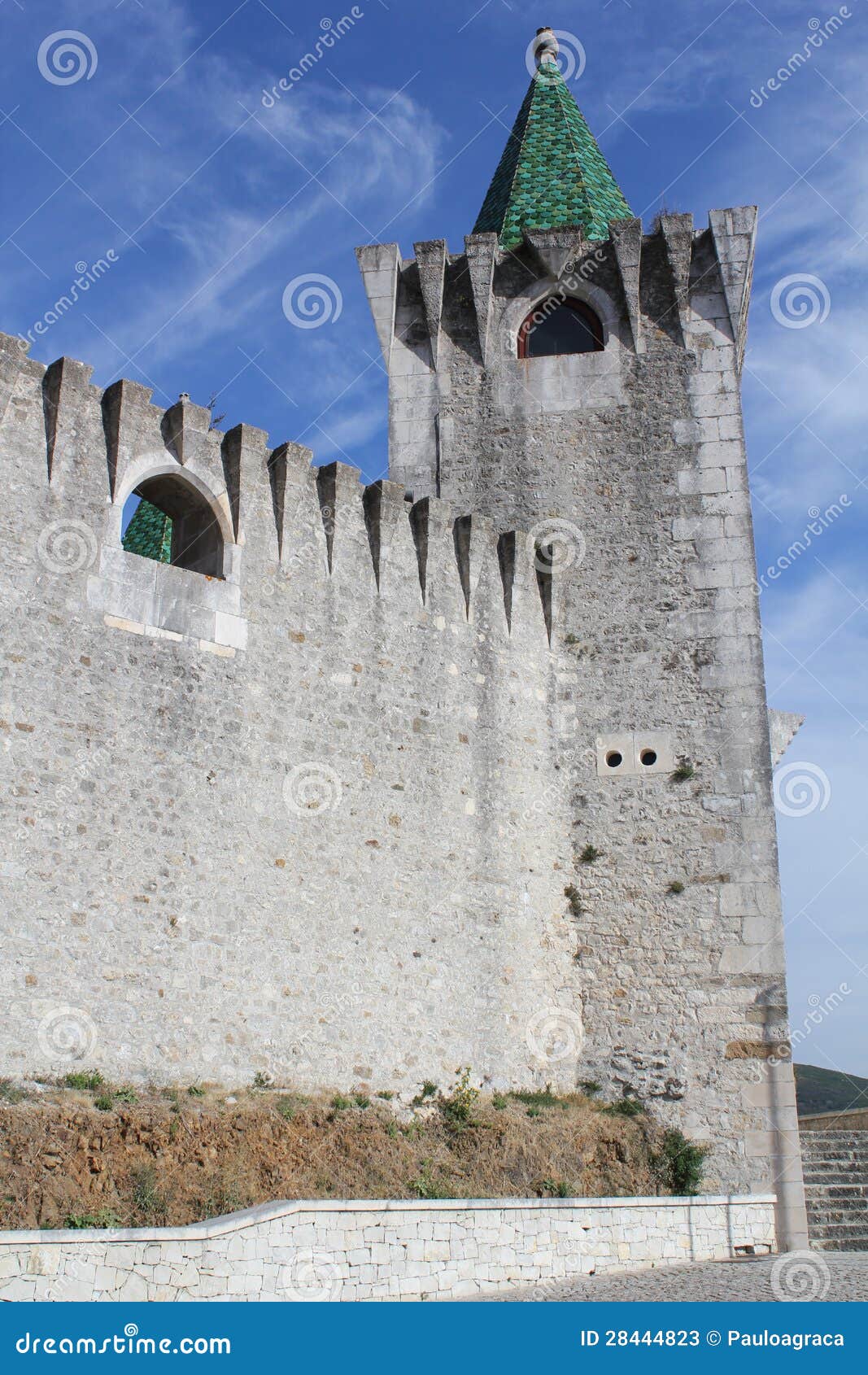 Torre do castelo imagem de stock. Imagem de médio, citadela - 28444823