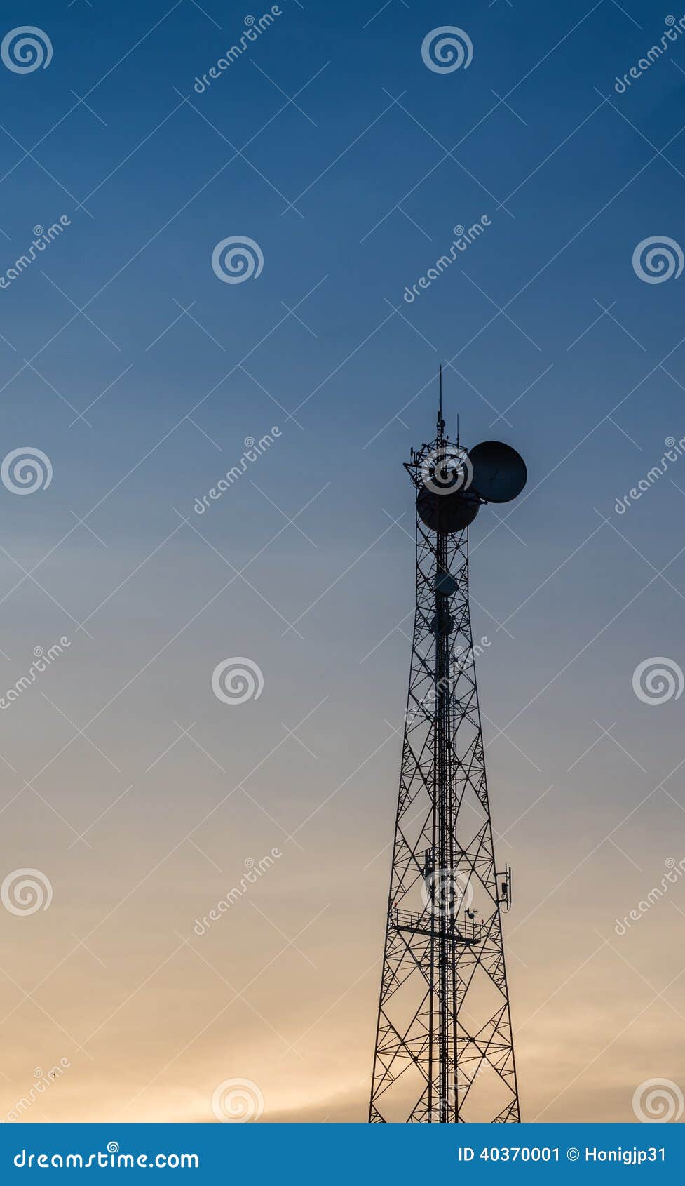 Torre do telefone celular imagem de stock. Imagem de rede - 40370001