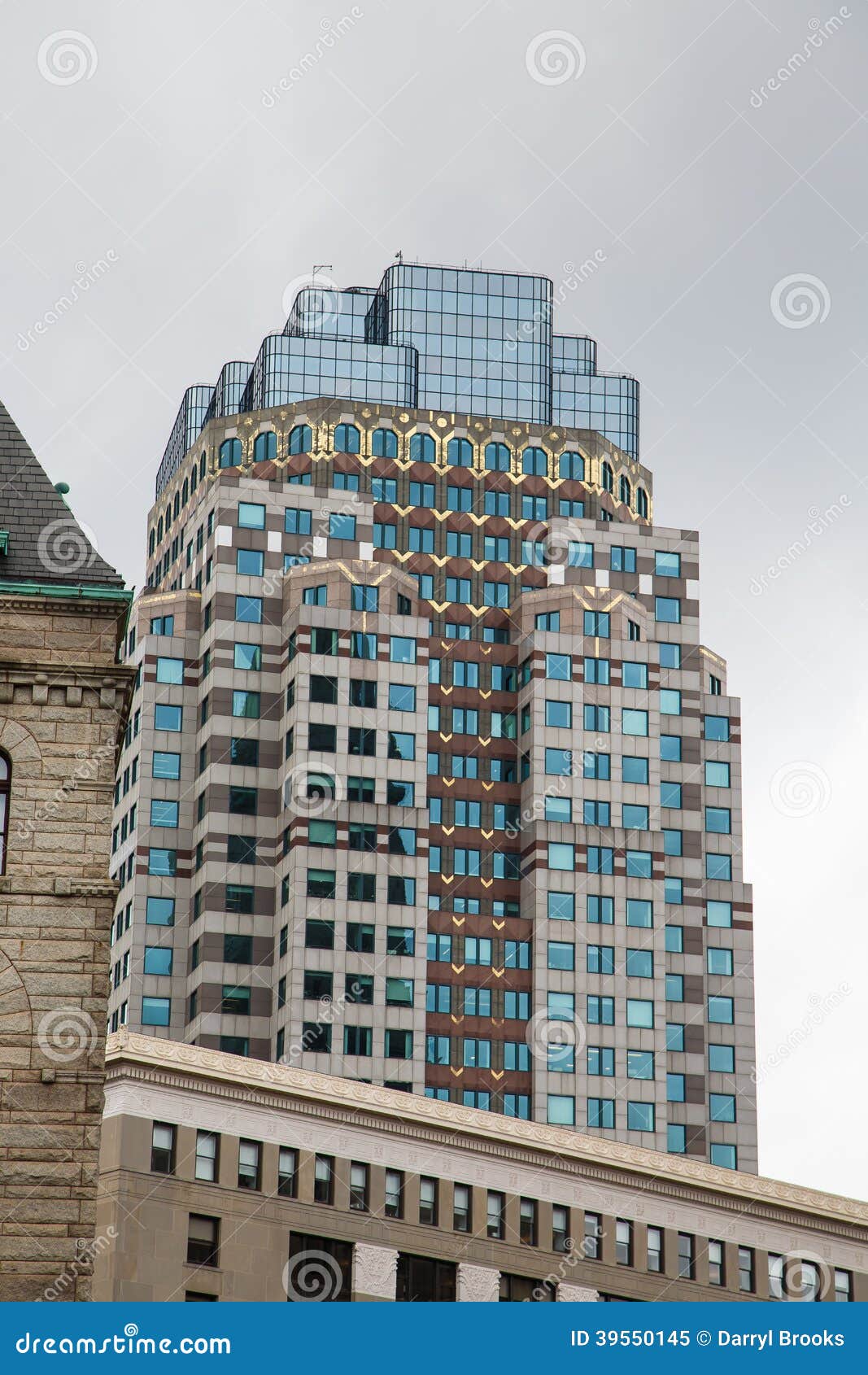 Torre Moderna En Boston Más Allá De Edificios Clásicos Imagen de ...