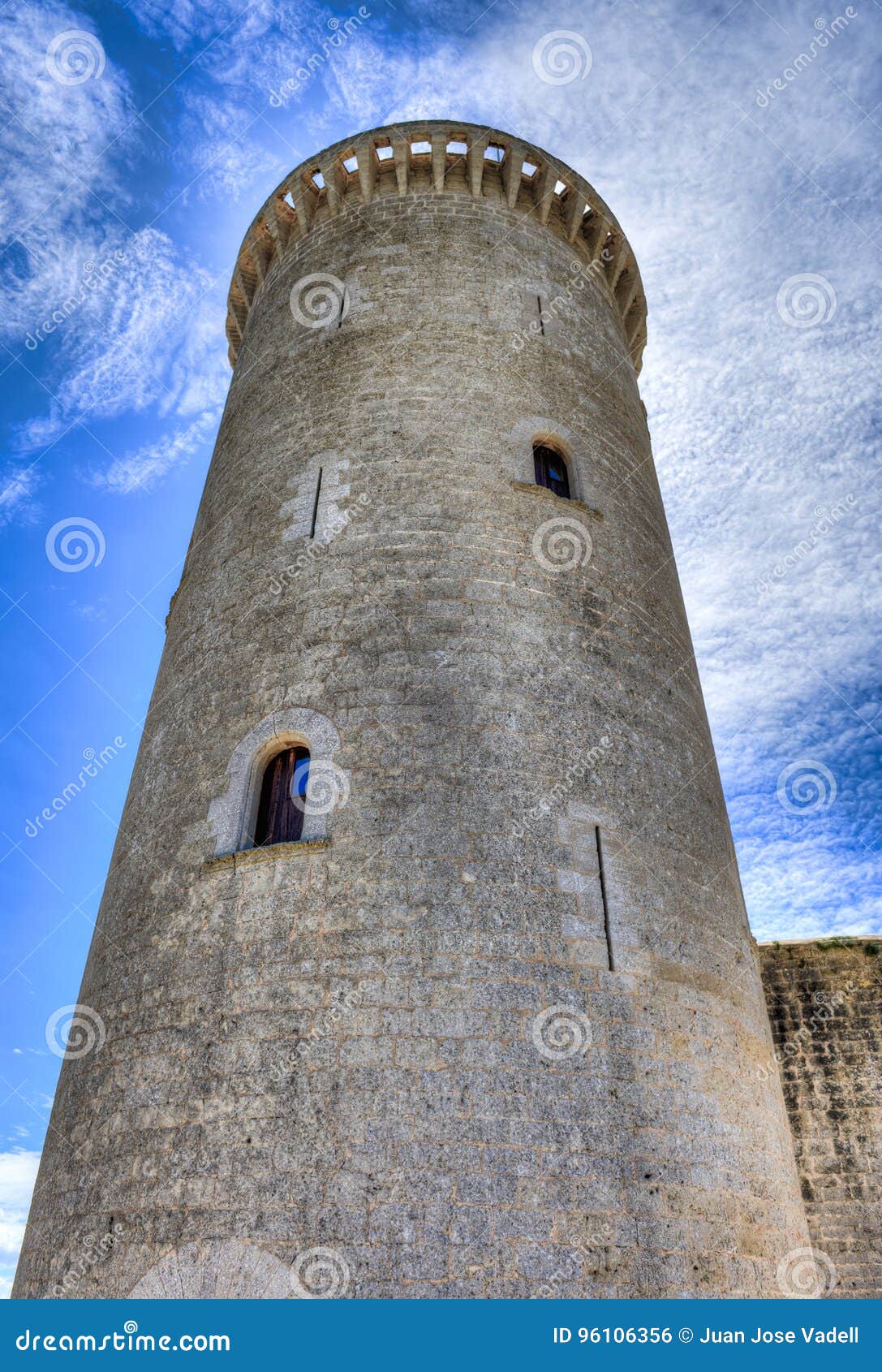 Torre Y X28; Castillo De Bellver& X29; Majorca Foto de archivo - Imagen ...