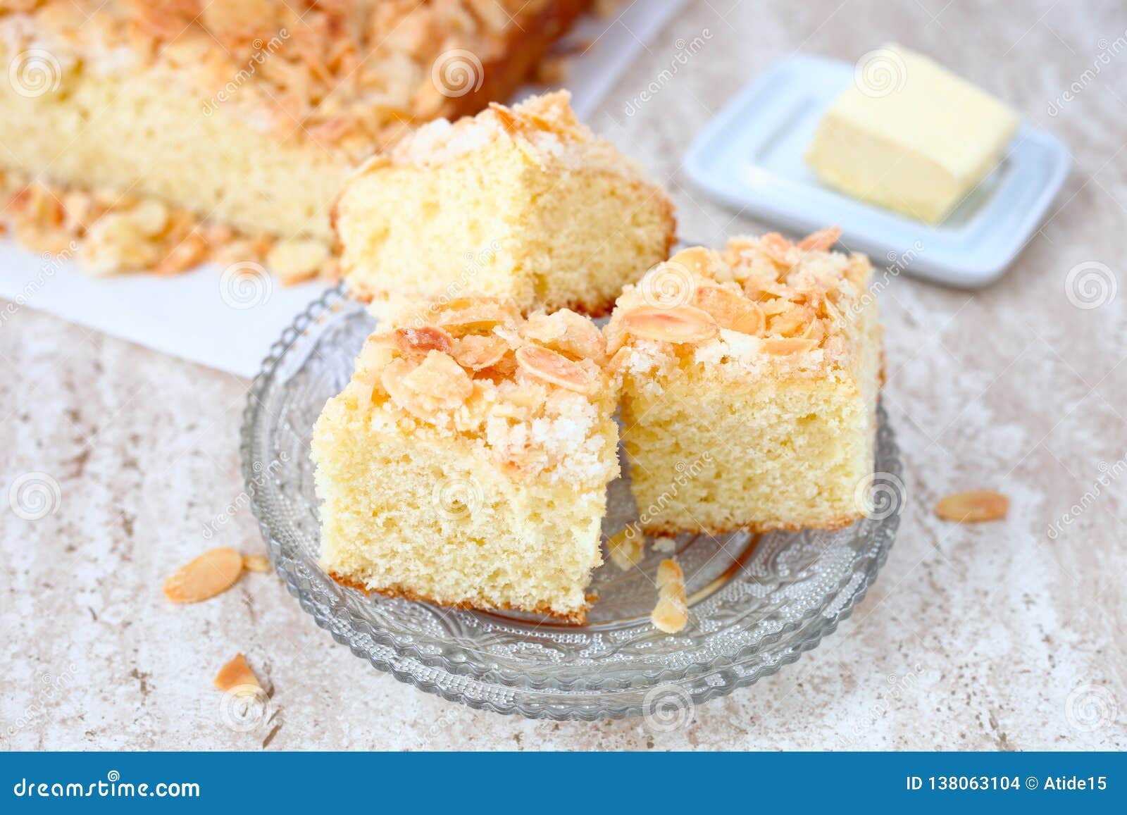 Torta Alemana De La Mantequilla Foto de archivo - Imagen de almendra ...