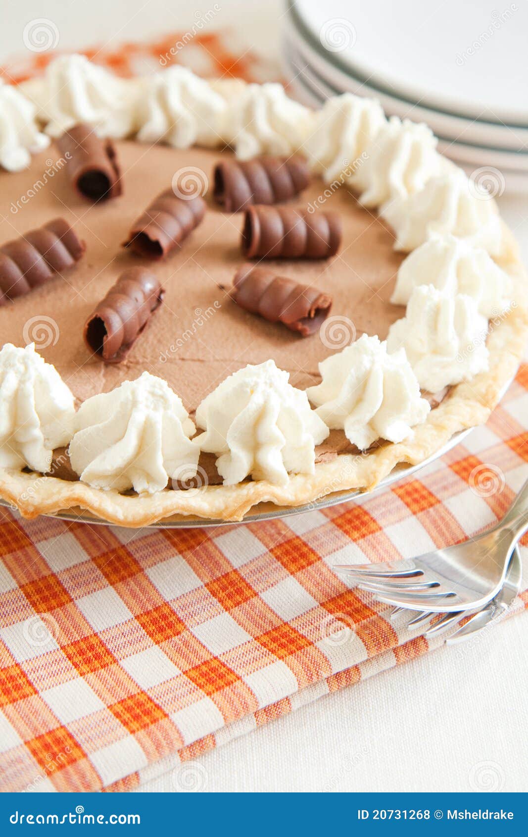 Torta de seda francesa foto de stock. Imagem de decorado - 20731268