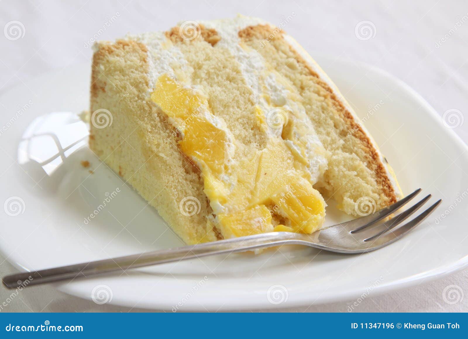 Torta del mango foto de archivo. Imagen de postre, servido - 11347196