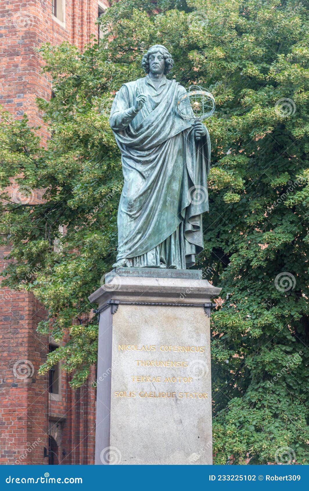 Nicolaus Copernicus Monument Editorial Photography - Image of globe ...