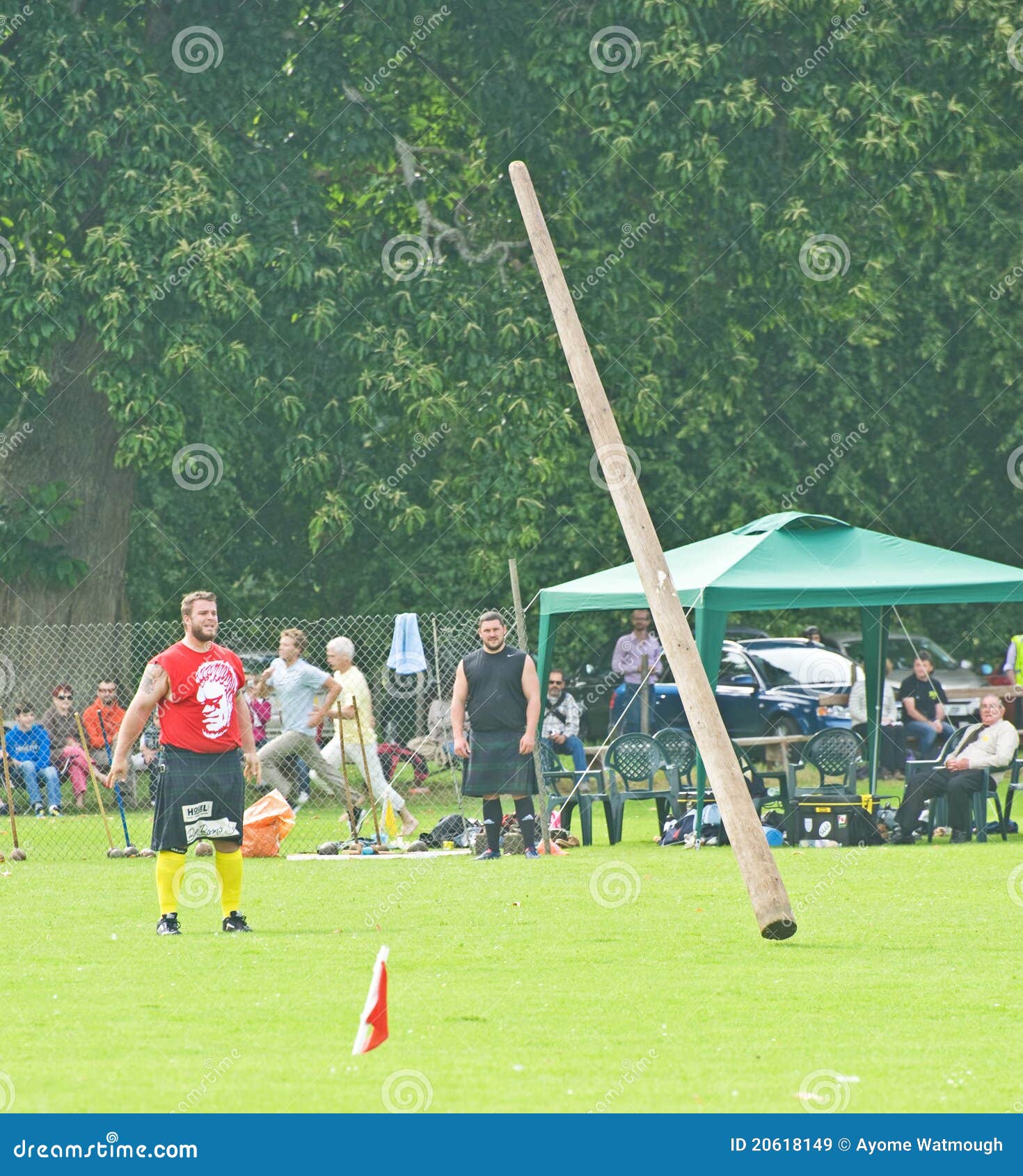 Tossing The Caber Discipline At Scottish Highland Games Editorial Photo ...
