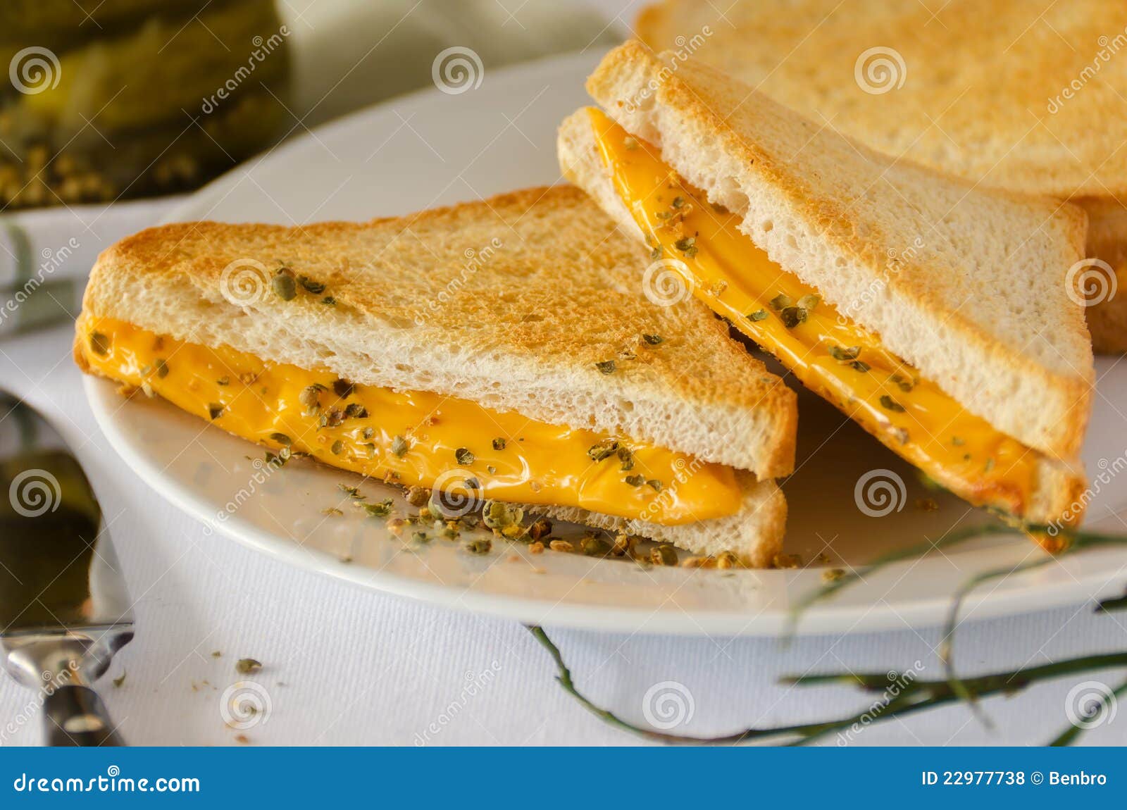 Tostadas Con Queso Derretido Foto de archivo - Imagen de queso, comida ...