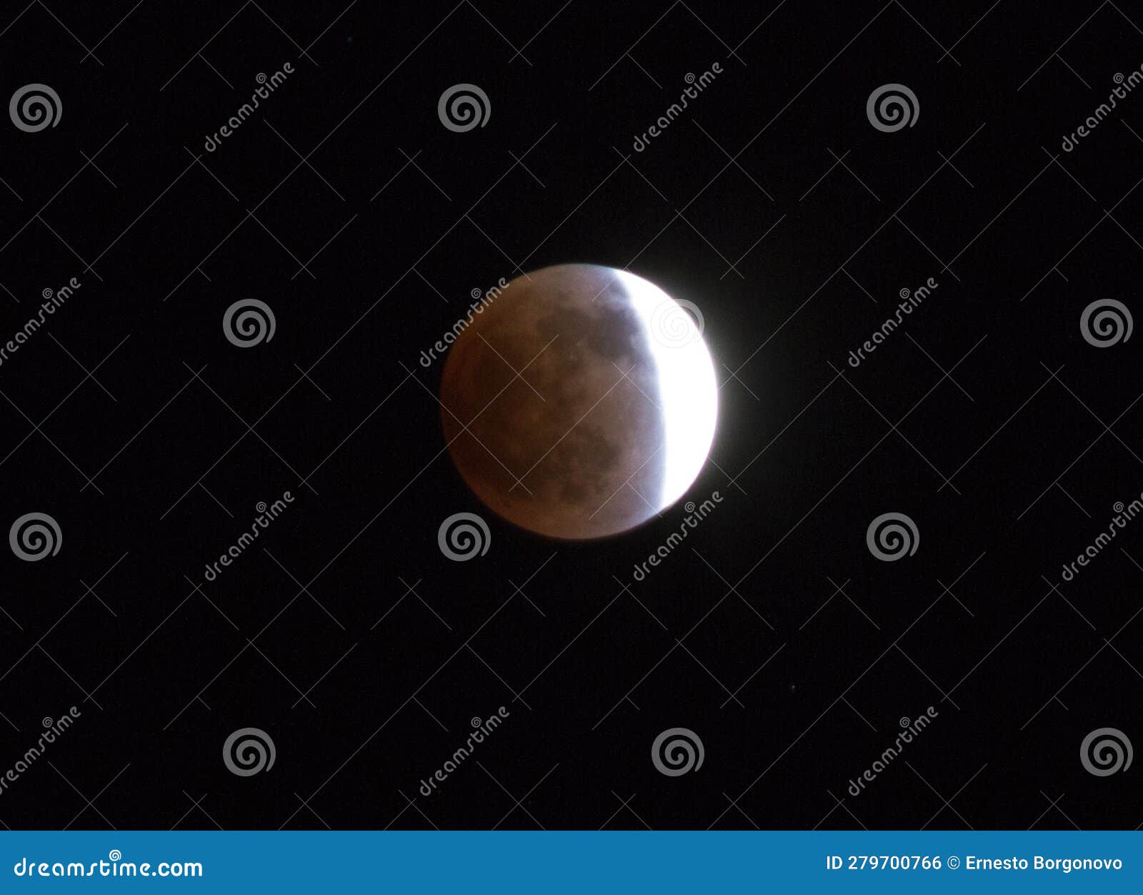 Total Lunar Eclipse As Seen from Japan Stock Photo - Image of lighting ...