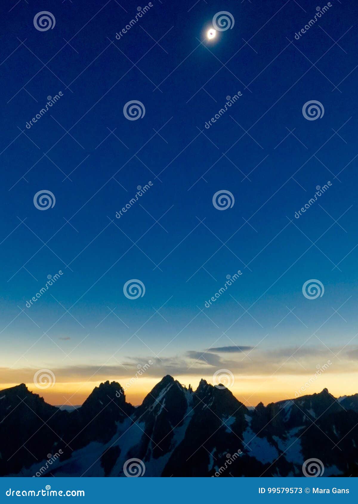 Total Solar Eclipse Mountains Stock Image - Image of flare, night: 99579573