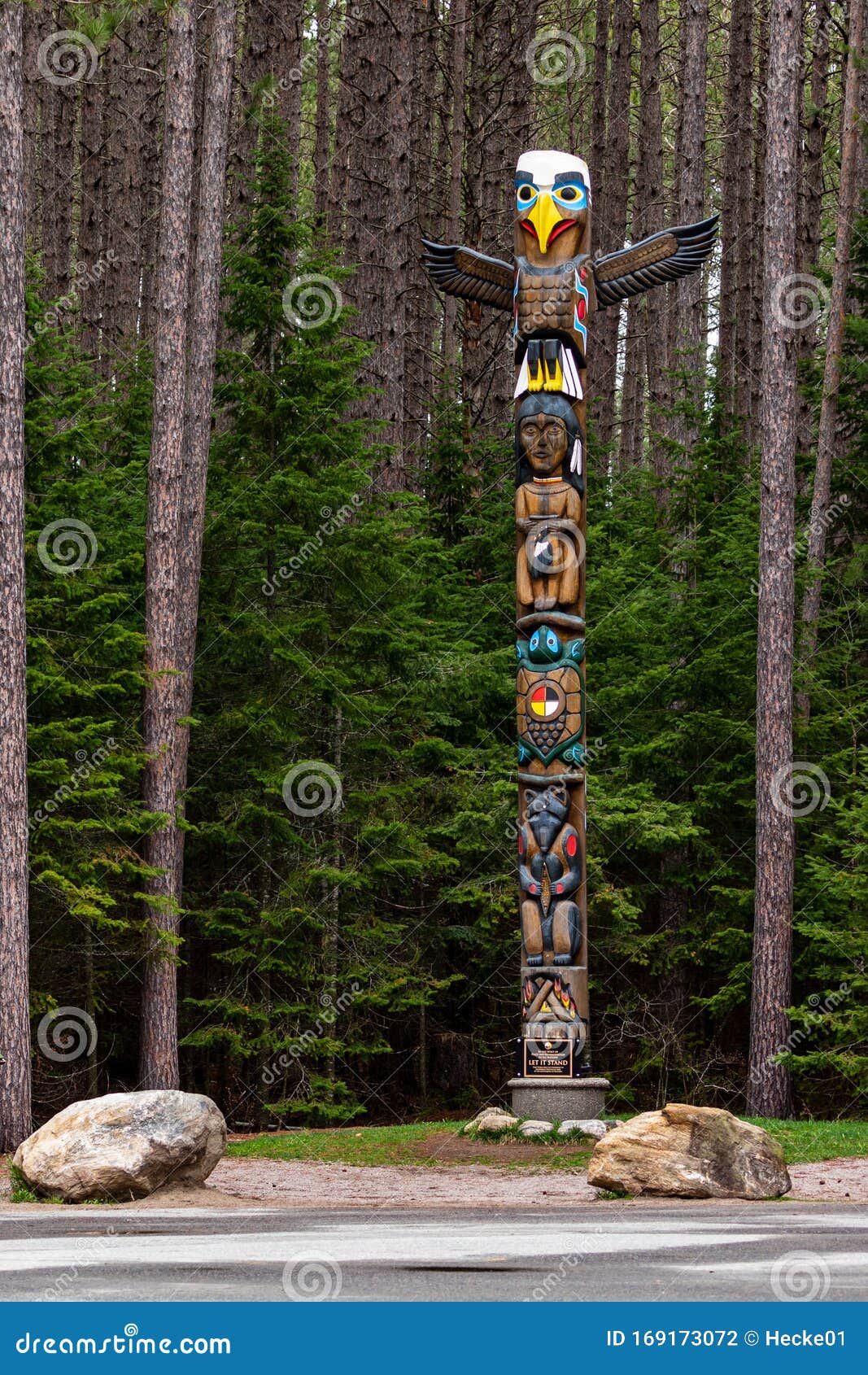 Totem Pole of the First Nations of Canada Editorial Photography - Image ...