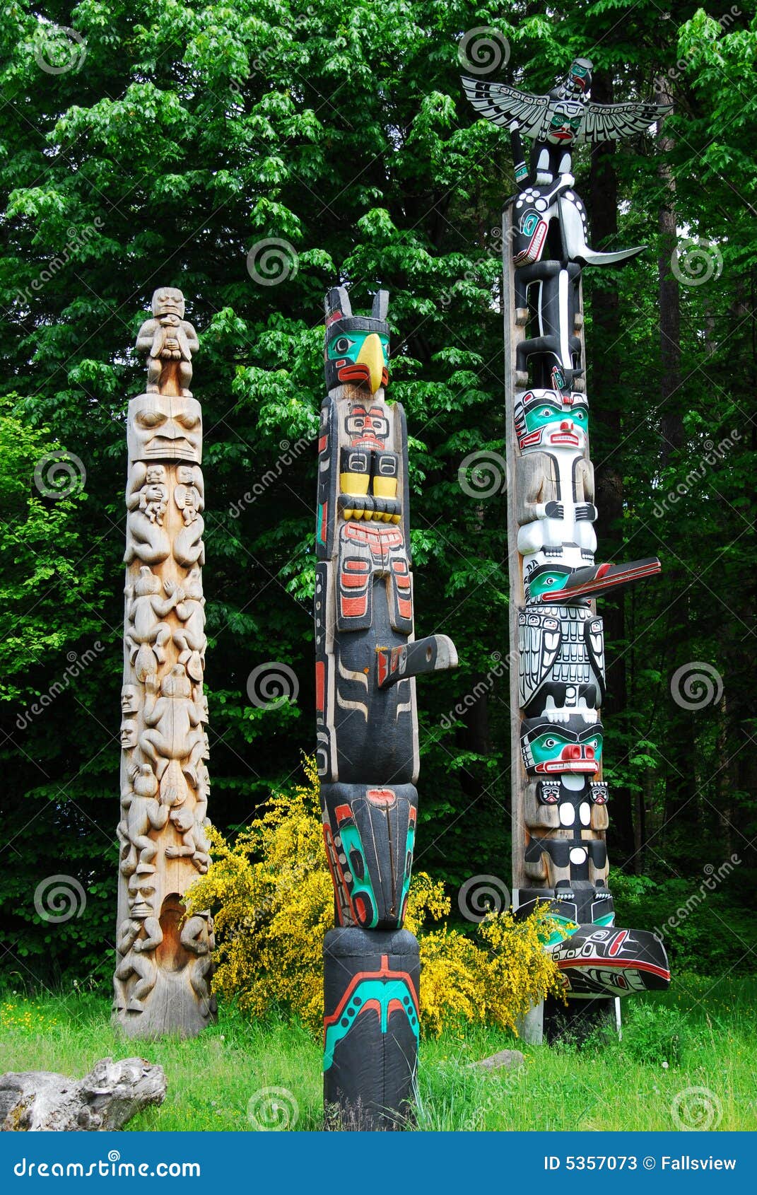 Totem Poles Stock Photo | CartoonDealer.com #5356938