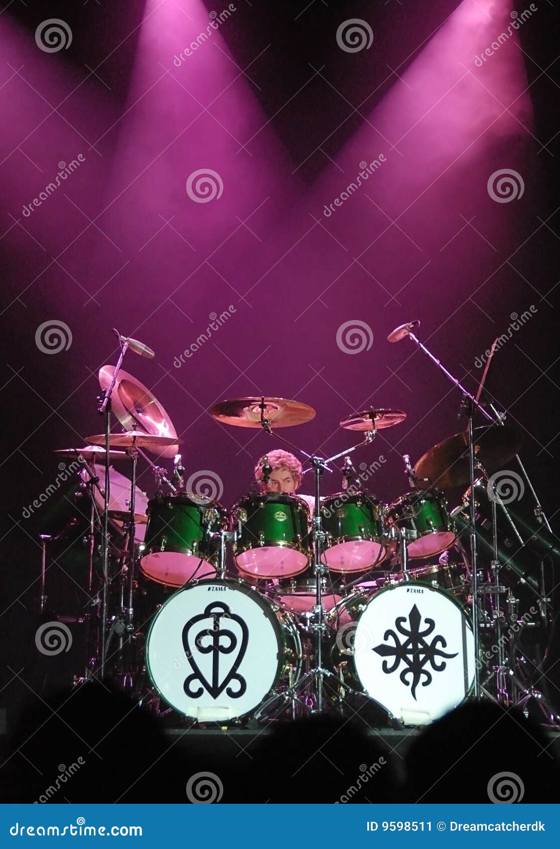 Simon Phillips Drummer Wallpaper Toto Drummer Simon Phillips In Action