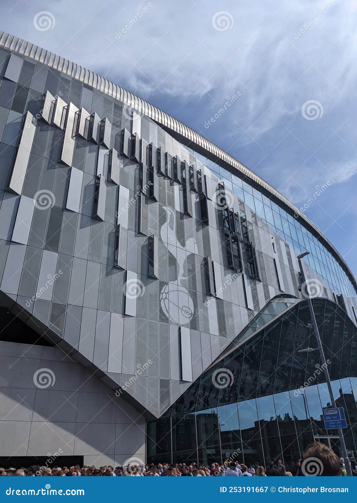 Tottenham Hotspur Stadium Exterior Stock Image - Image of tottenham ...