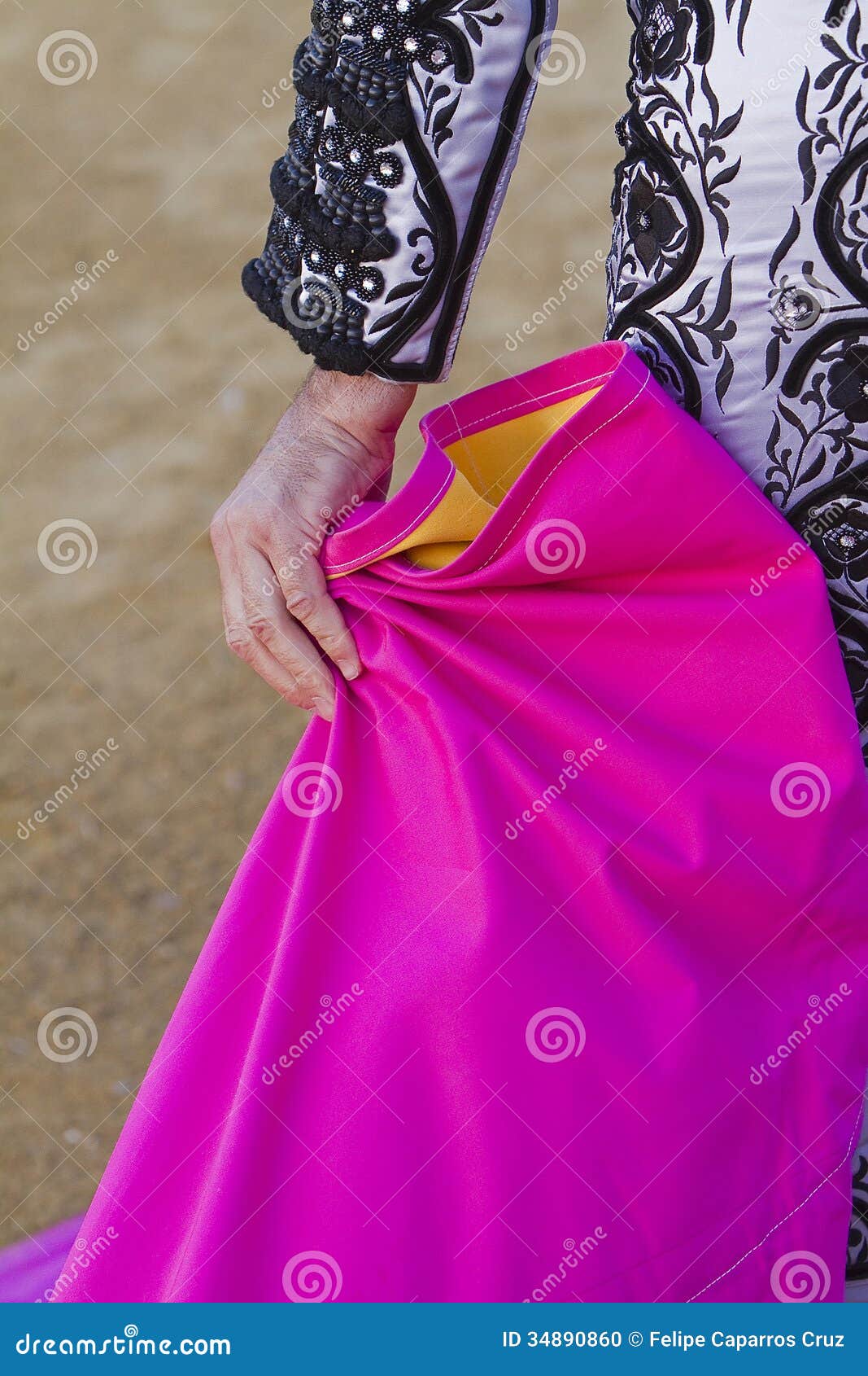 Toureiro Com O Cabo Antes Da Tourada Foto de Stock - Imagem de execute ...