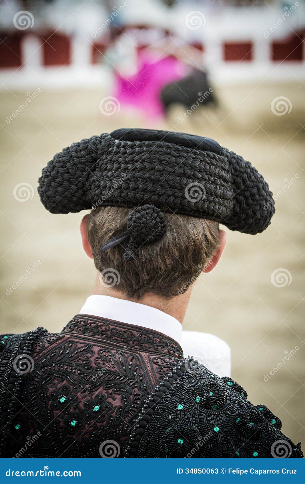 Toureiro Espanhol Que Olha a Tourada Foto de Stock Editorial - Imagem ...