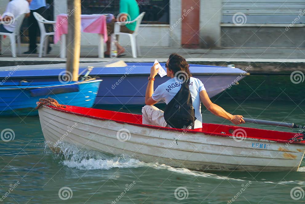 Tourist editorial photography. Image of venice, male, traveler - 2662002