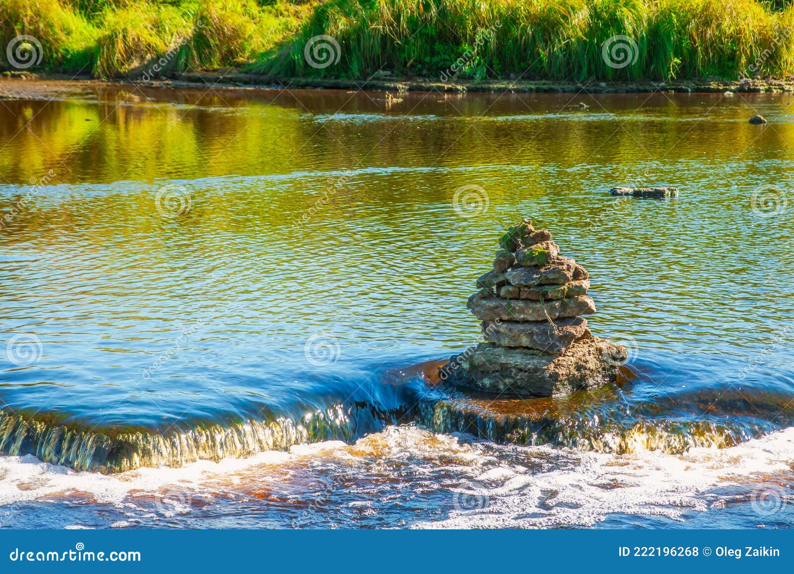 Tourists Built a Pyramid of Small Stones in the Middle of the River ...